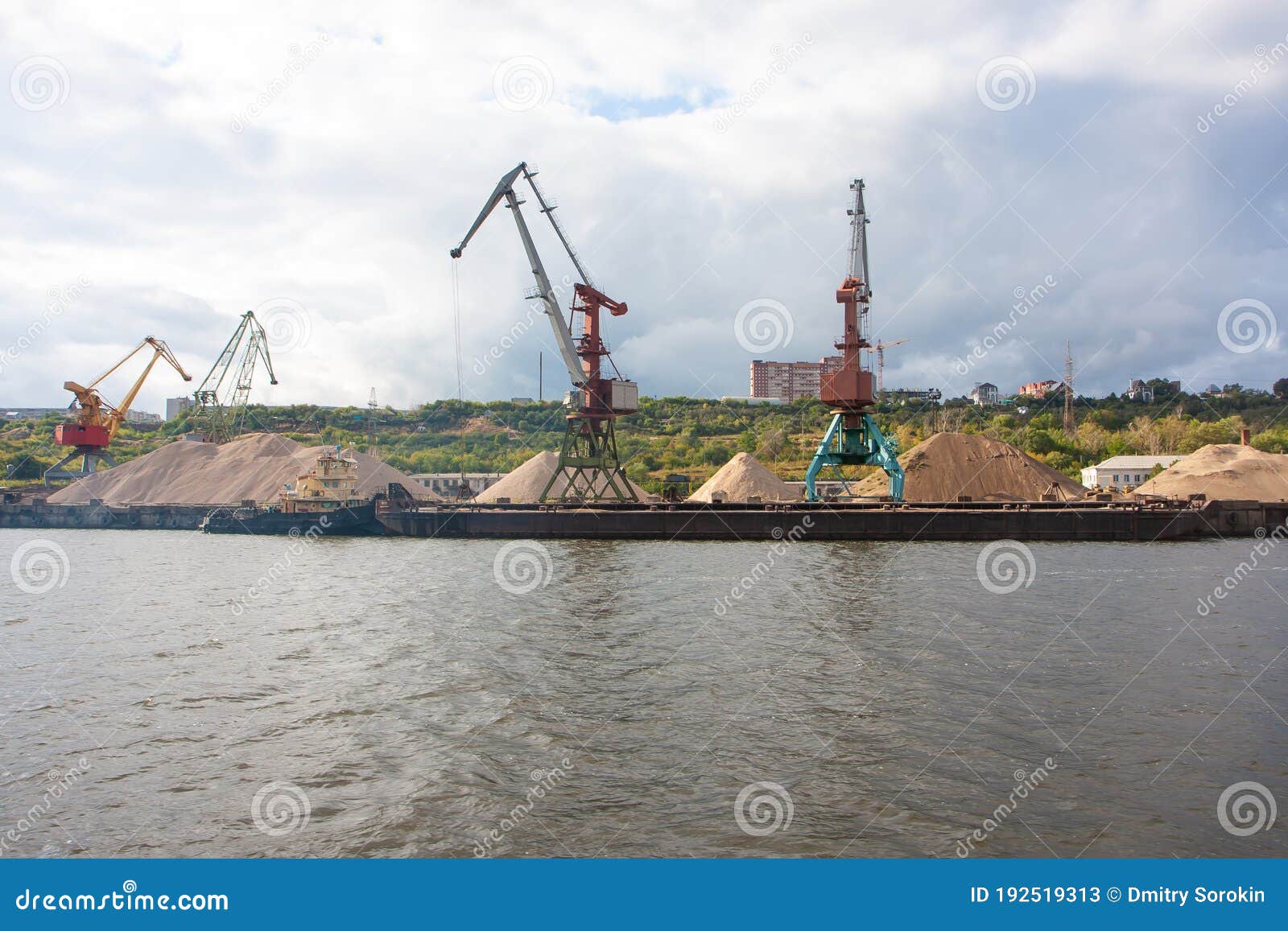 Loading Of Bulk Carriers Against Background Of A Large Number Of Bridge ...