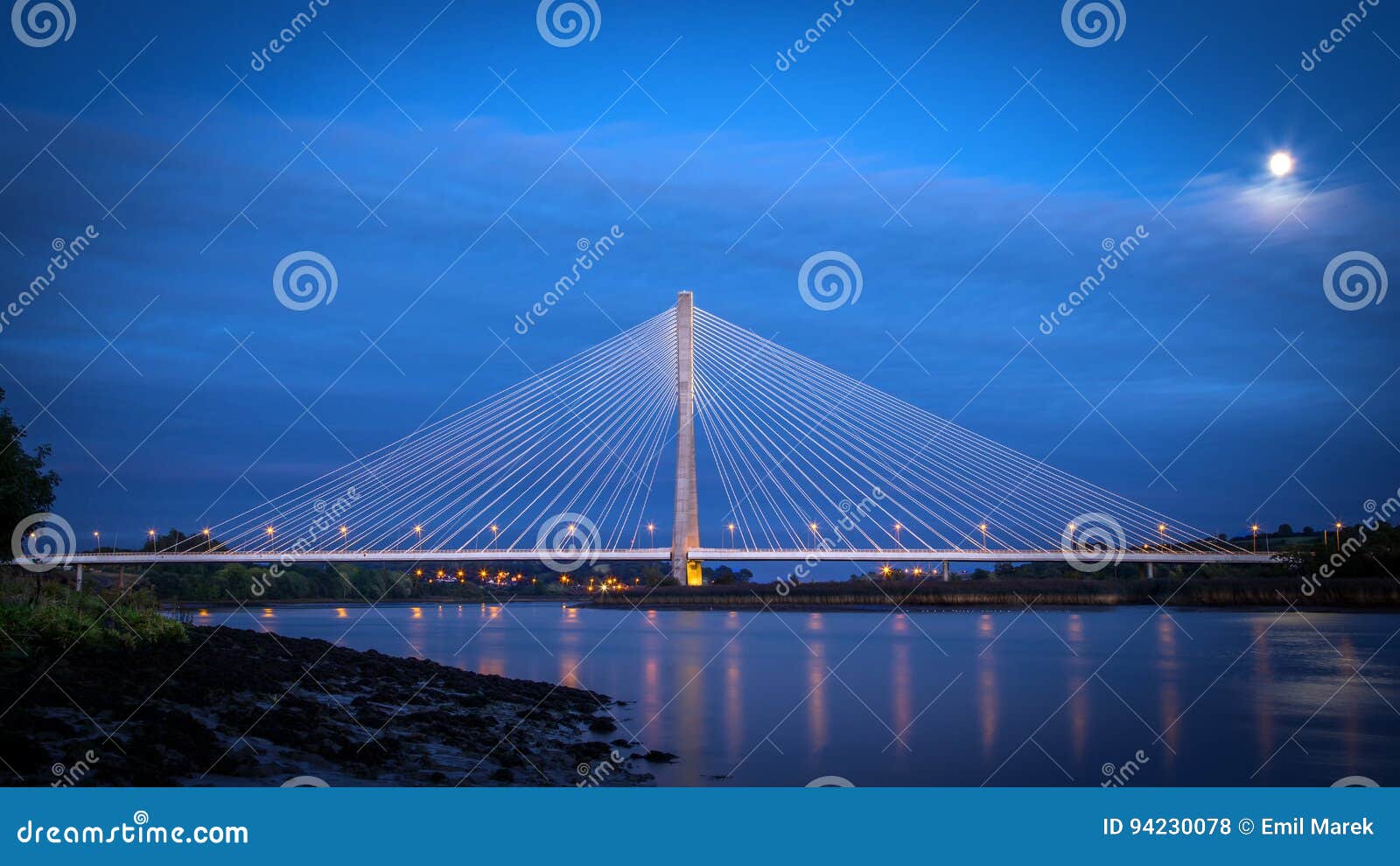 River Suir Bridge Waterford Stock Photo - Image of moon, bridge: 94230078