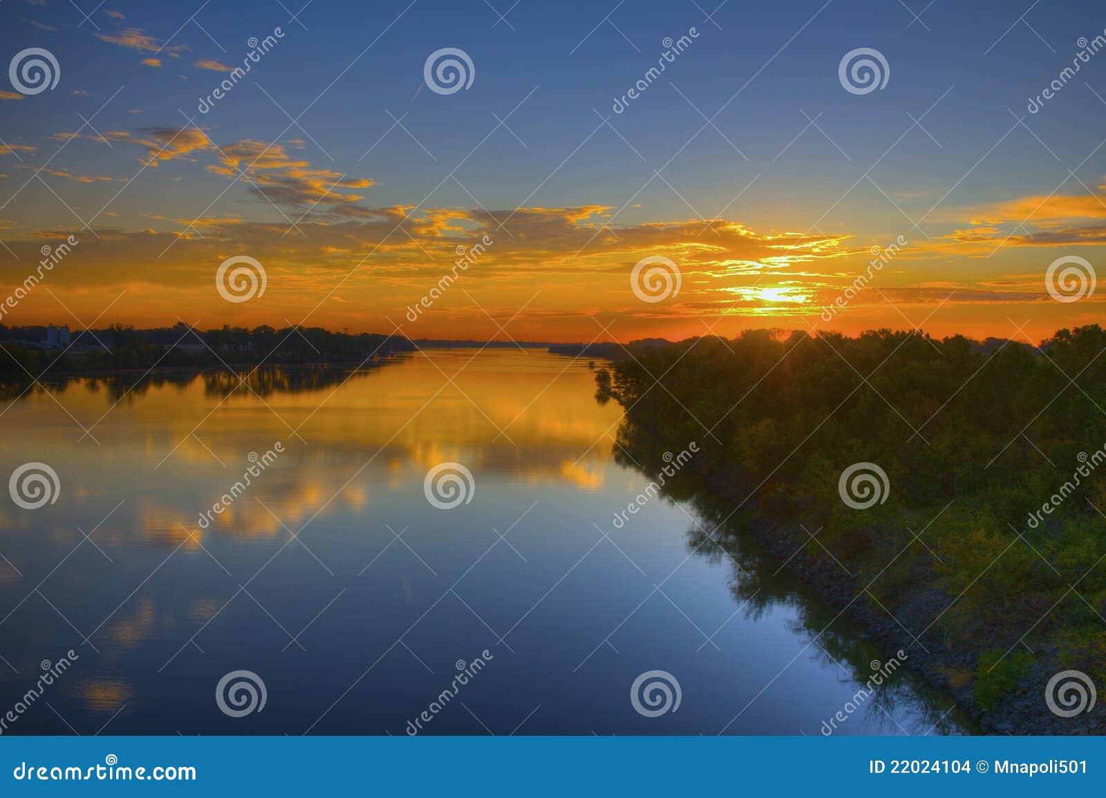 River Sunrise stock photo. Image of skyline, orange, horizon - 22024104