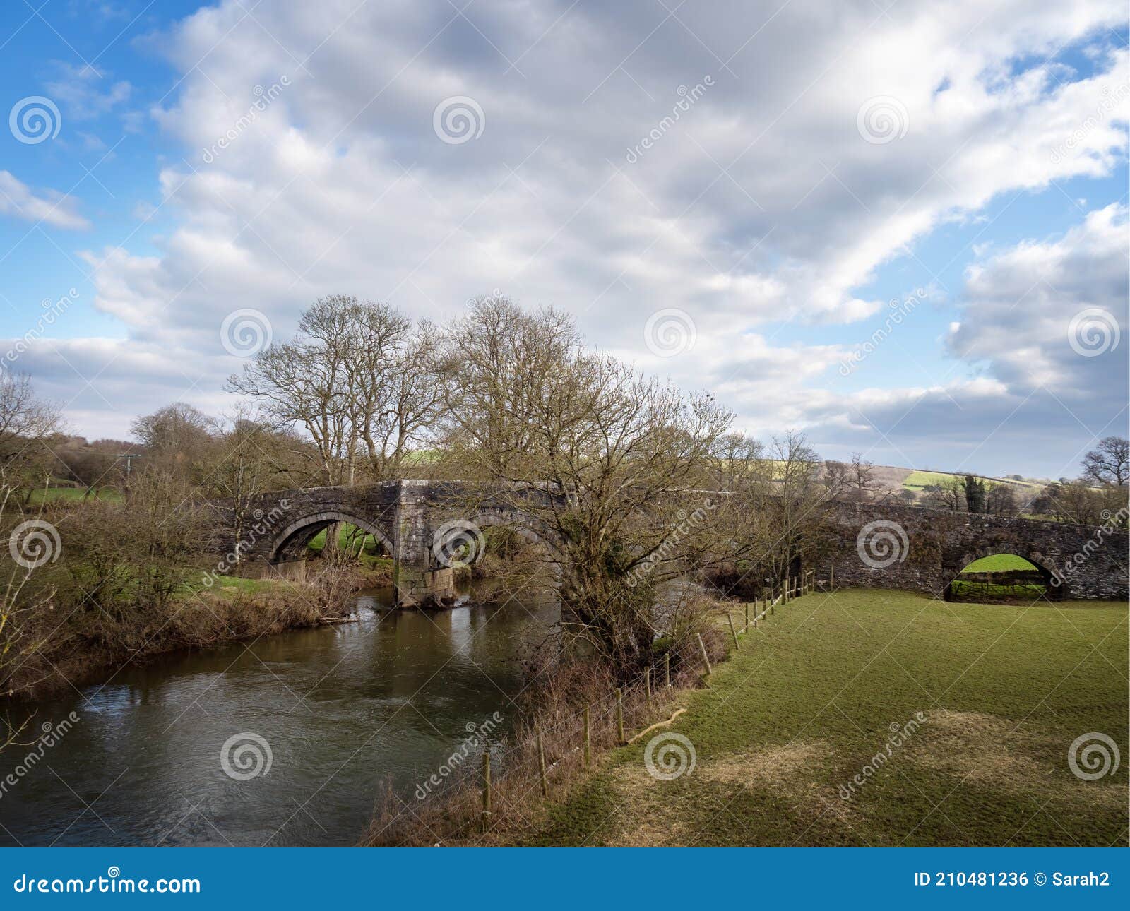River Tamar and Higher New Bridge Near Launceston, on the Devon ...