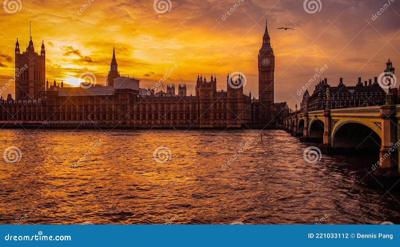 River Thames Against the Sunset Stock Photo - Image of river, evening ...