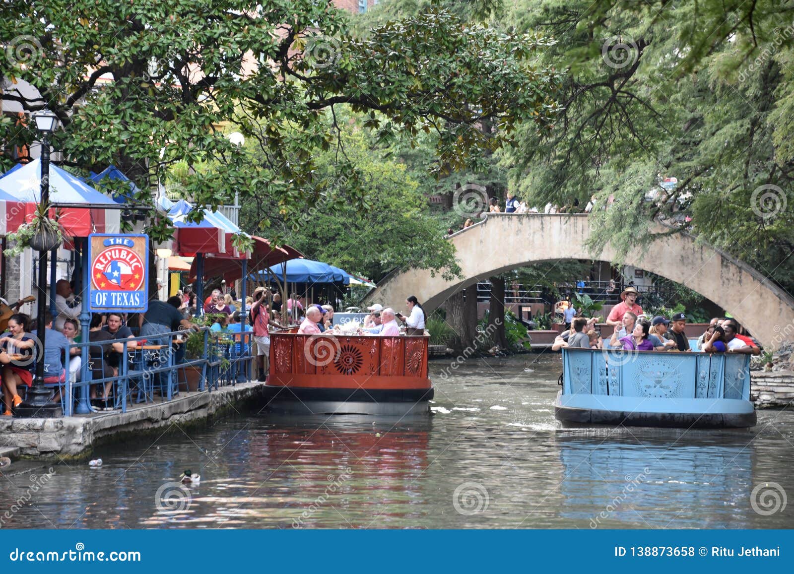 Riverboat on the Riverwalk in San Antonio, Texas Editorial Stock Photo ...