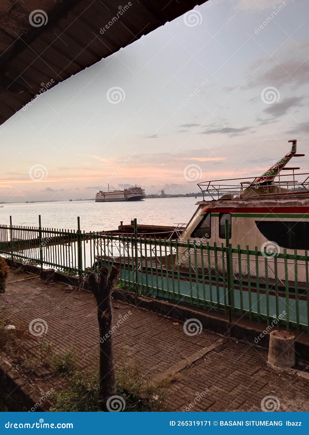 Kapuas Borneo Stock Photos - Free & Royalty-Free Stock Photos from ...