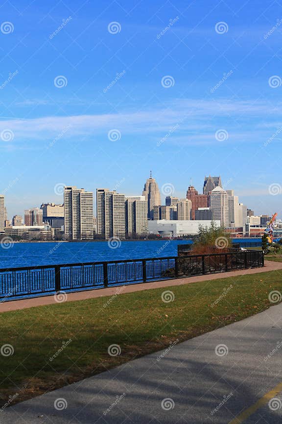 Riverside of Detroit river stock image. Image of center - 11990799