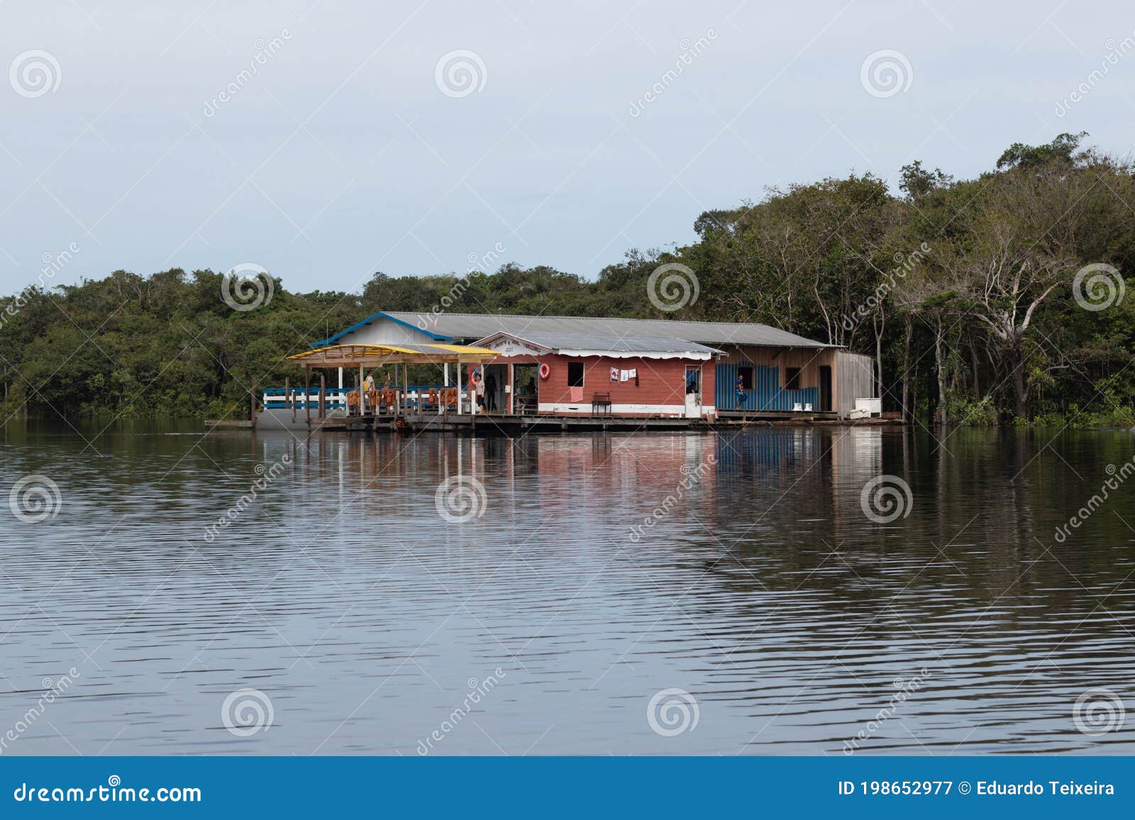Riverside Family House on the Amazon River Editorial Photography ...