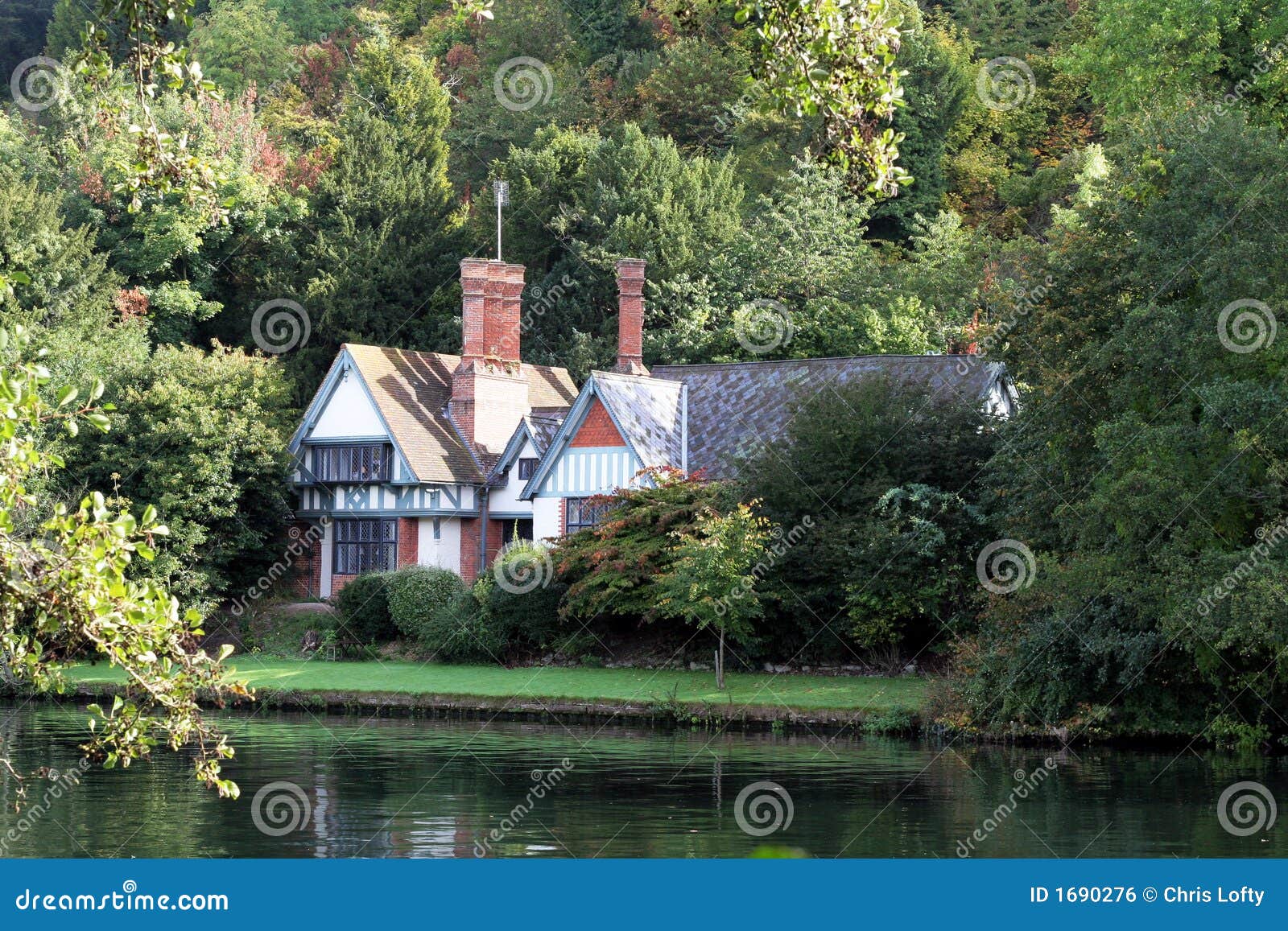 Riverside House stock photo. Image of trees, lifestyle - 1690276