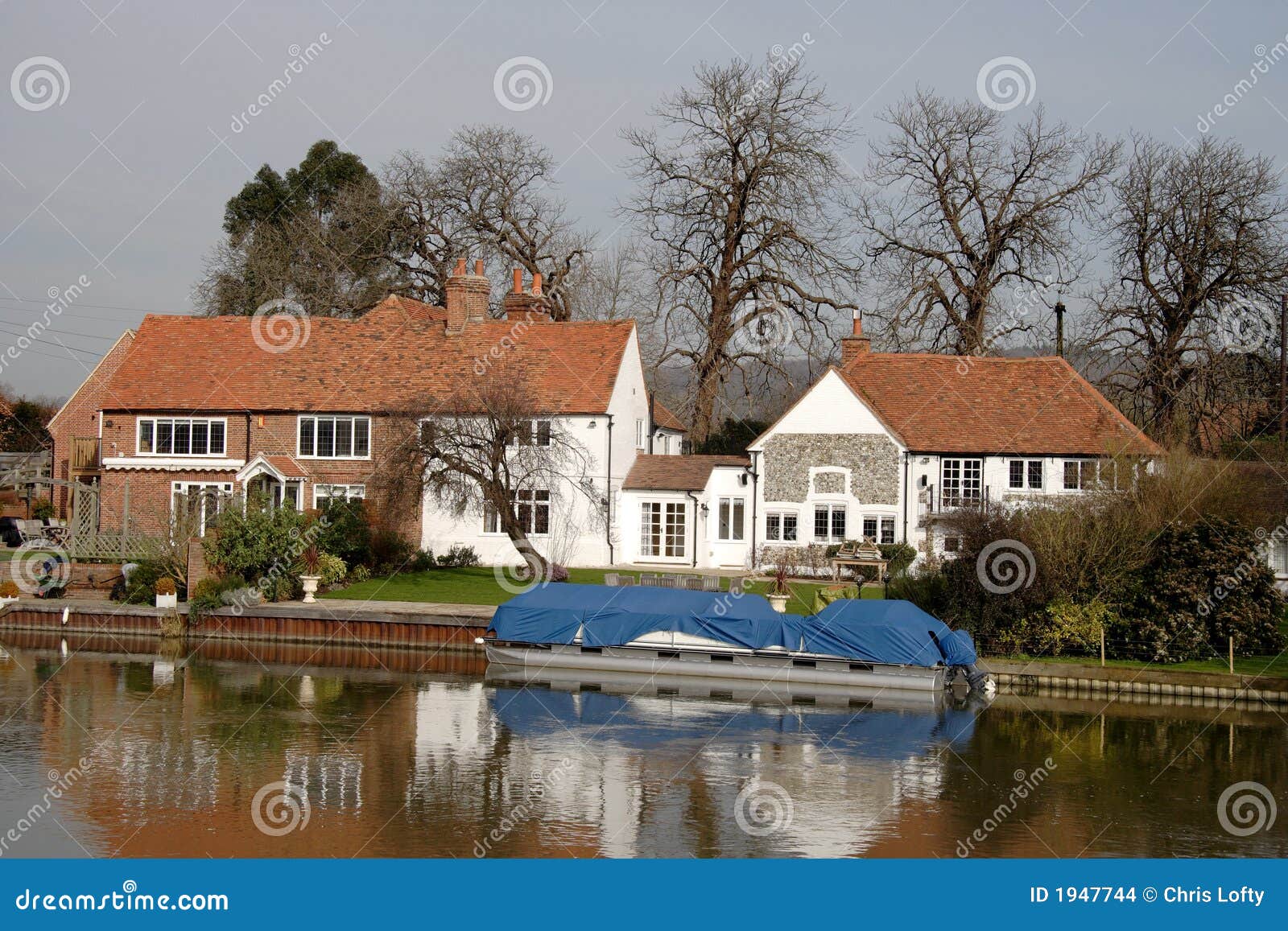 Riverside House stock photo. Image of garden, riverbank - 1947744