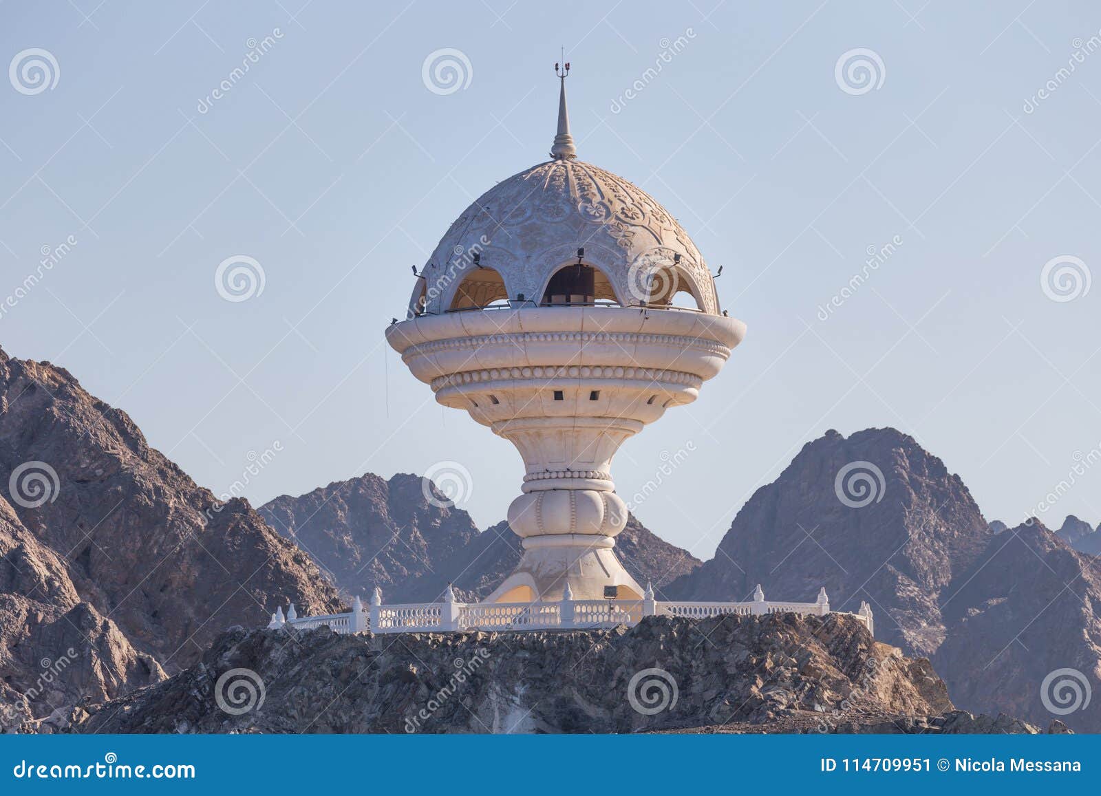 Riyam-Park-Monument in Muscat, Oman Stockbild - Bild von feiertag ...
