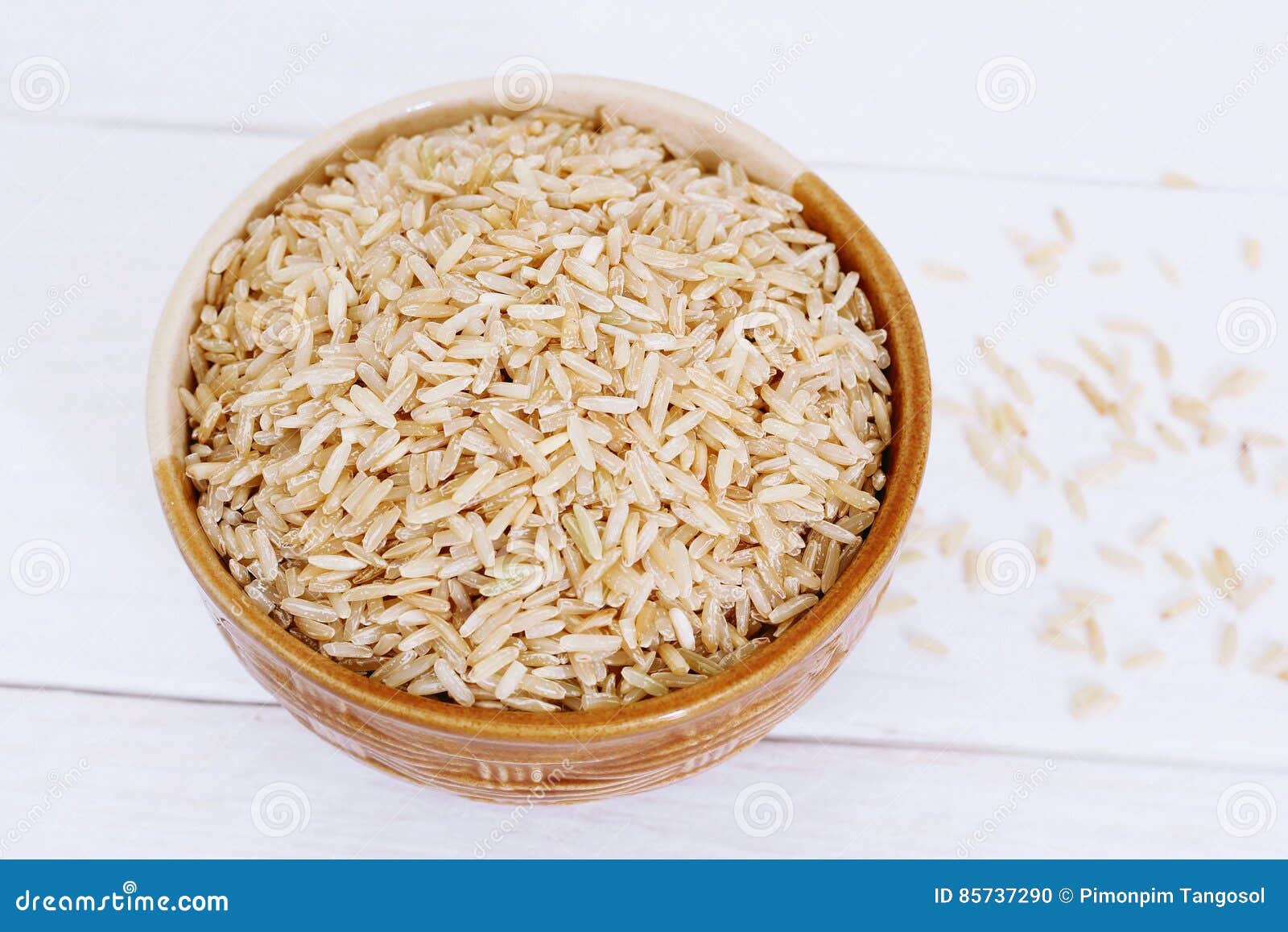 Riz brun photo stock. Image du chinois, repas, régime - 85737290