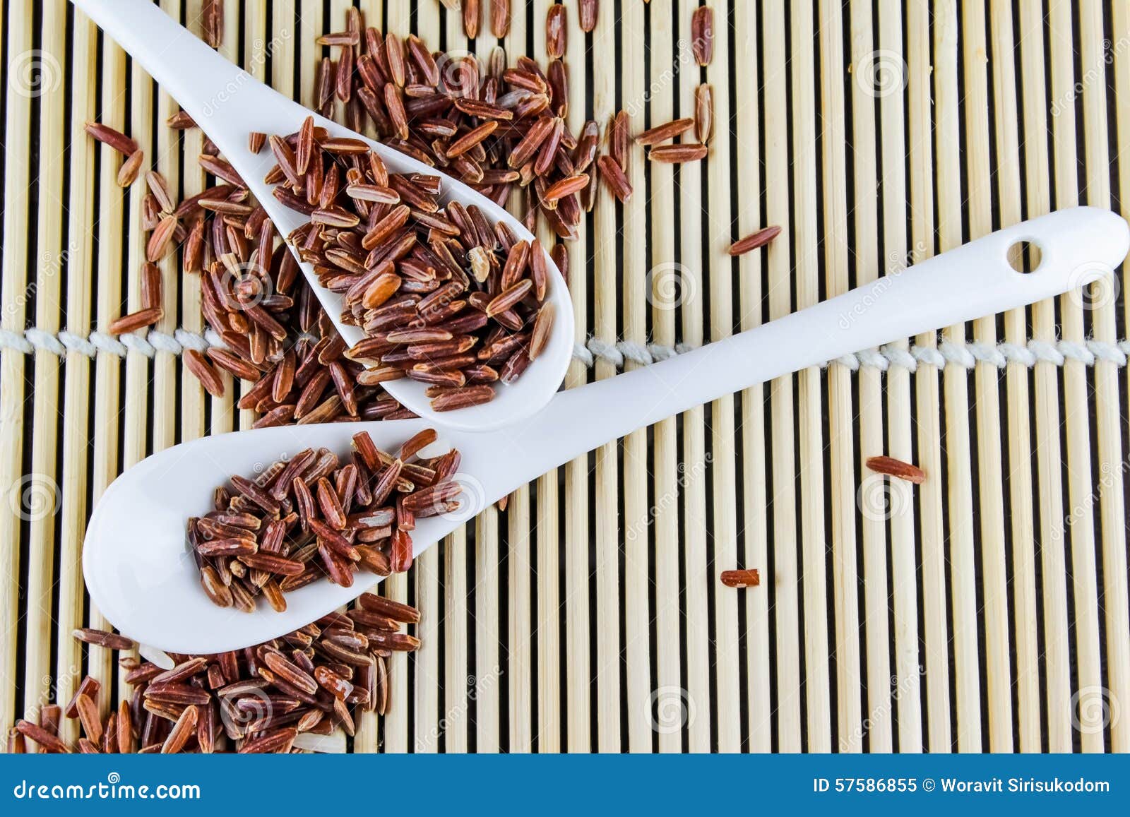 Riz rouge de jasmin image stock. Image du dieting, culture - 57586855