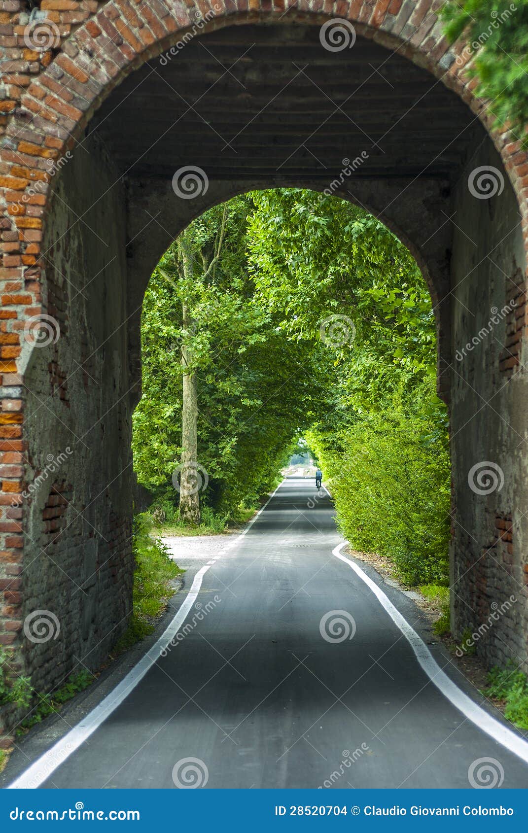 Road through arch in Italy stock photo. Image of summer - 28520704