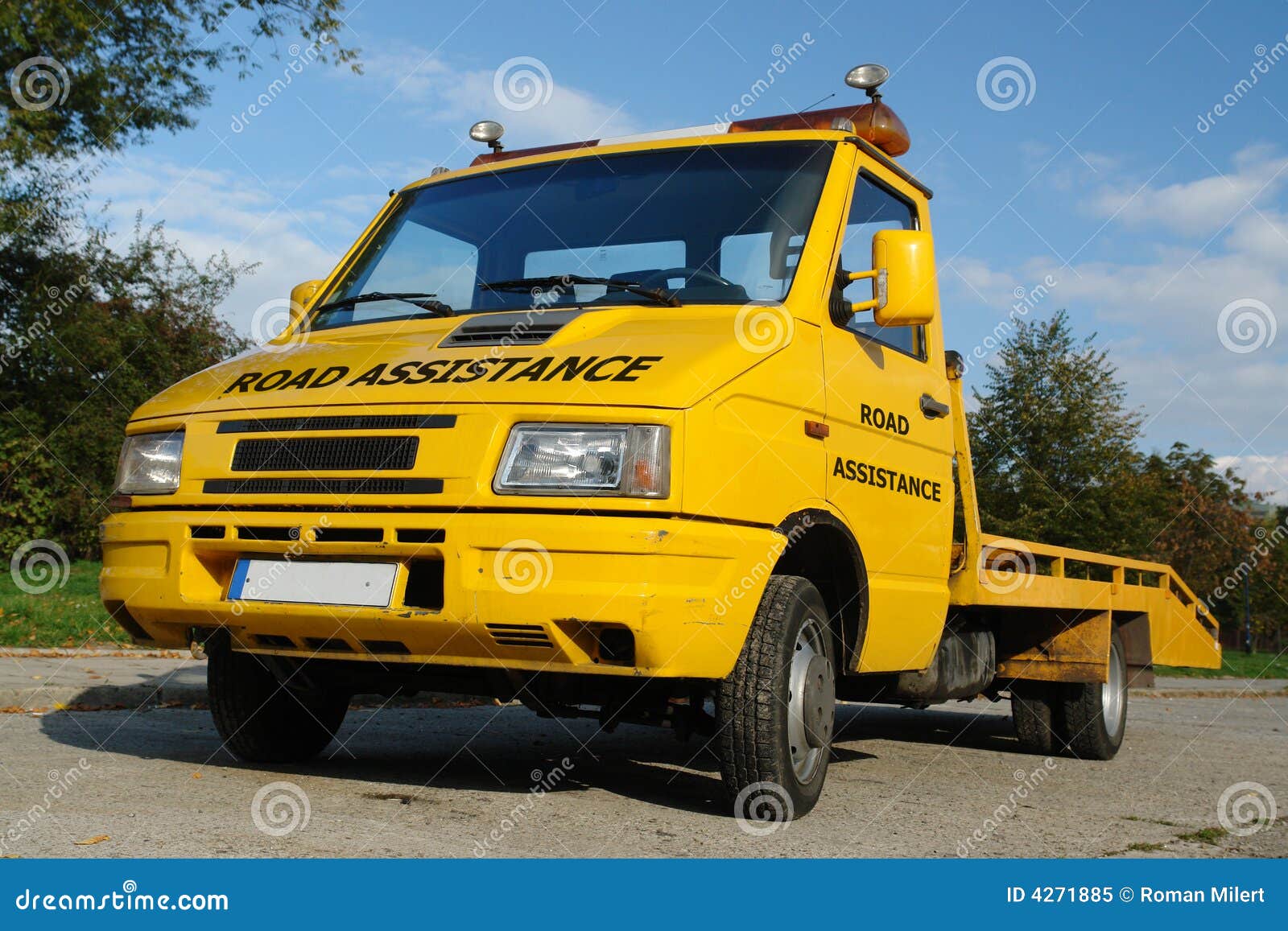 Road assistance stock image. Image of broken, lift, help - 4271885