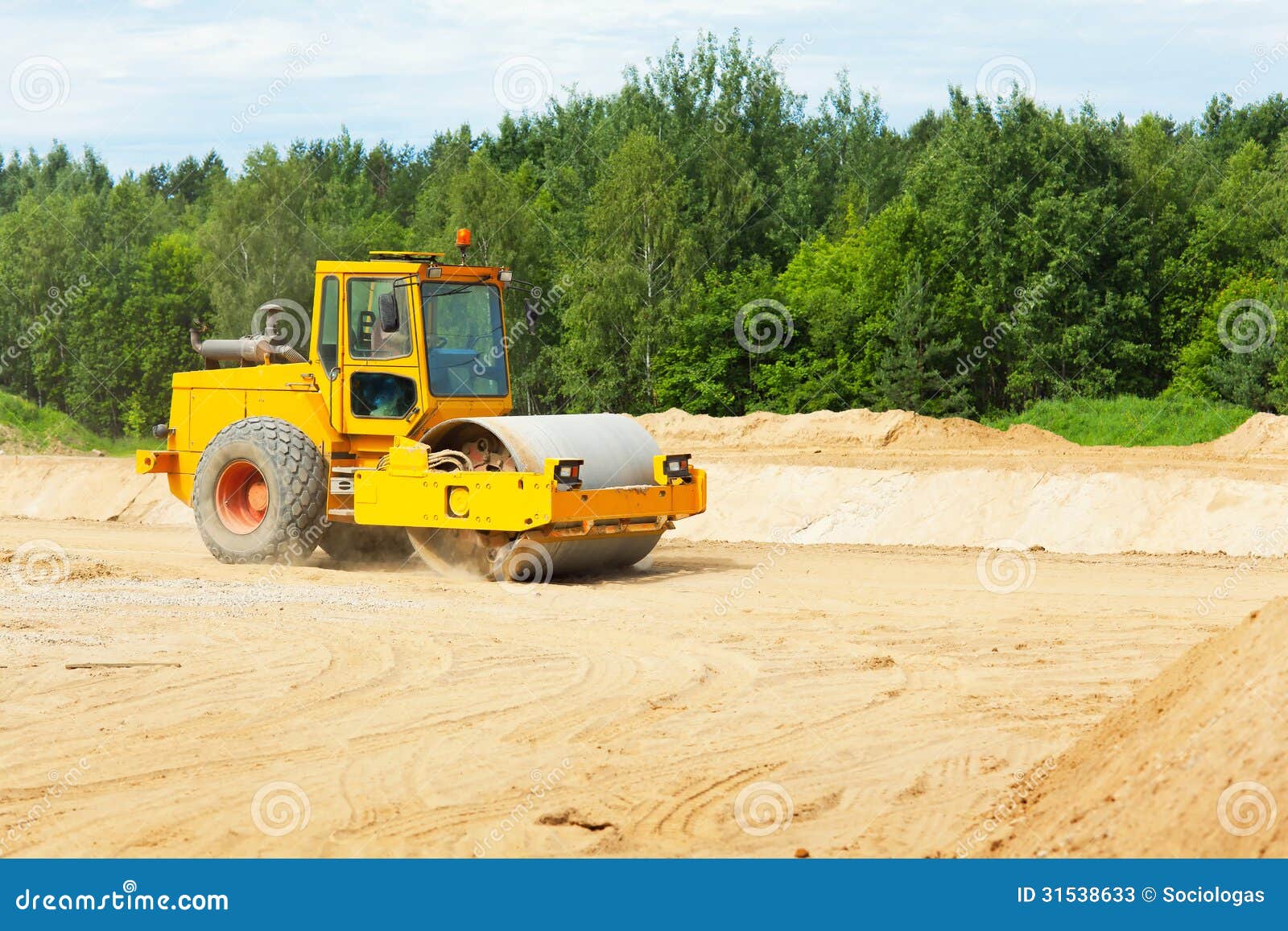 Road building roller stock image. Image of repair, pressure - 31538633