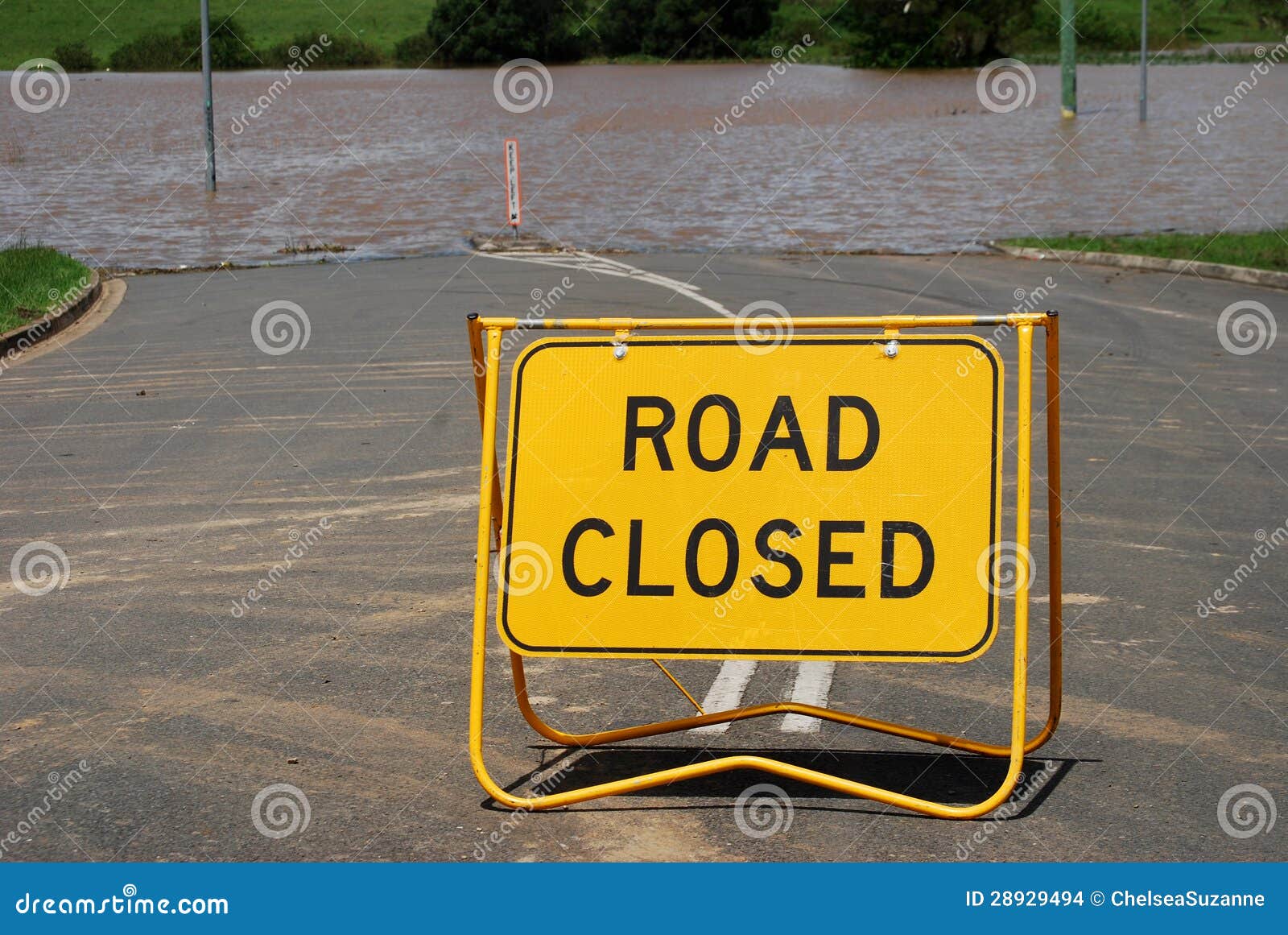 Road Closed Sign Over Flooded Road Editorial Stock Image - Image of ...
