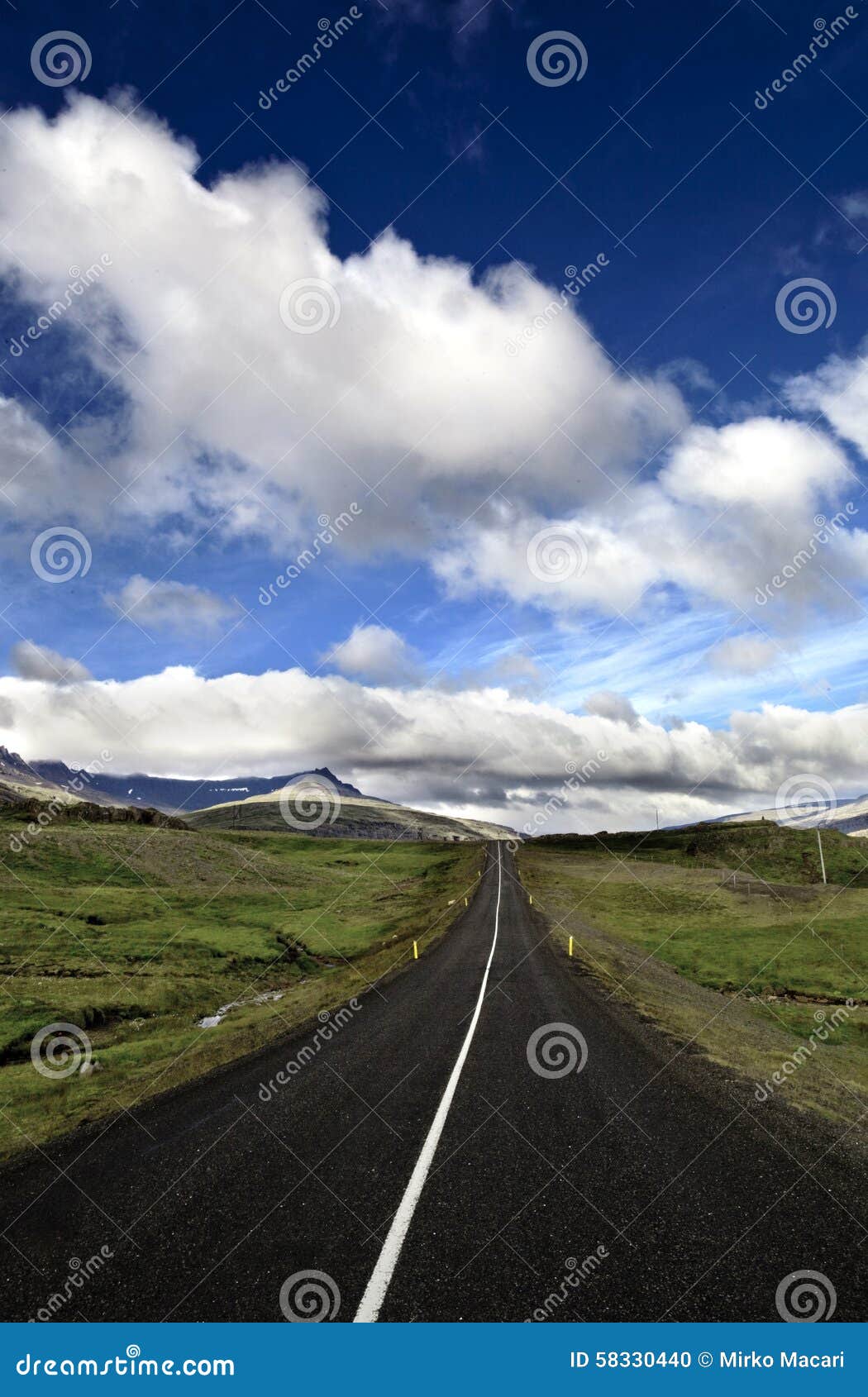 Road into Distance Moving Forward without Traffic Stock Photo - Image ...