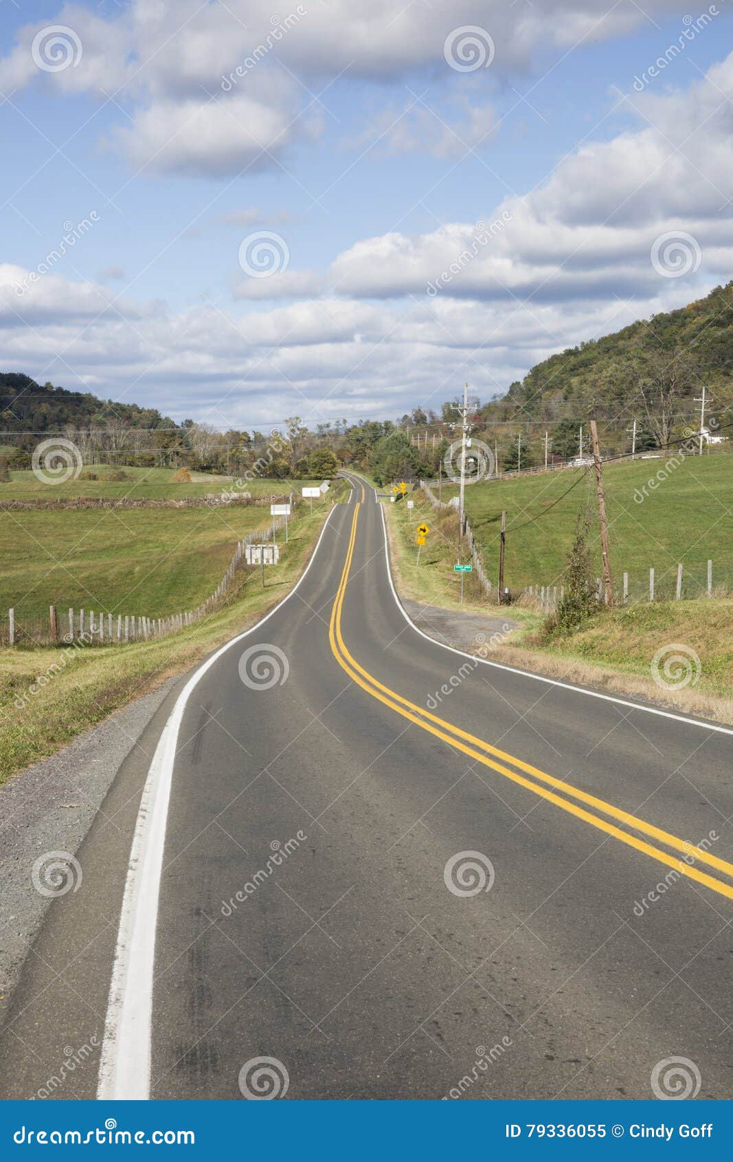 Road in the Countryside in Virginia Stock Image - Image of nature ...