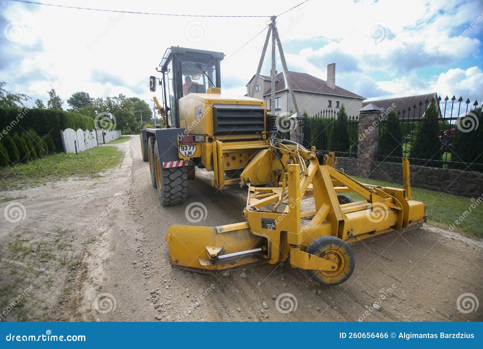 Road Grader Bulldozer, Leveling the Settlements on the Road Editorial ...