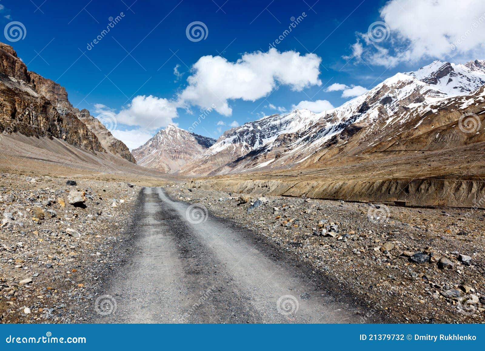 Road in Himalayas stock photo. Image of rural, mountain - 21379732