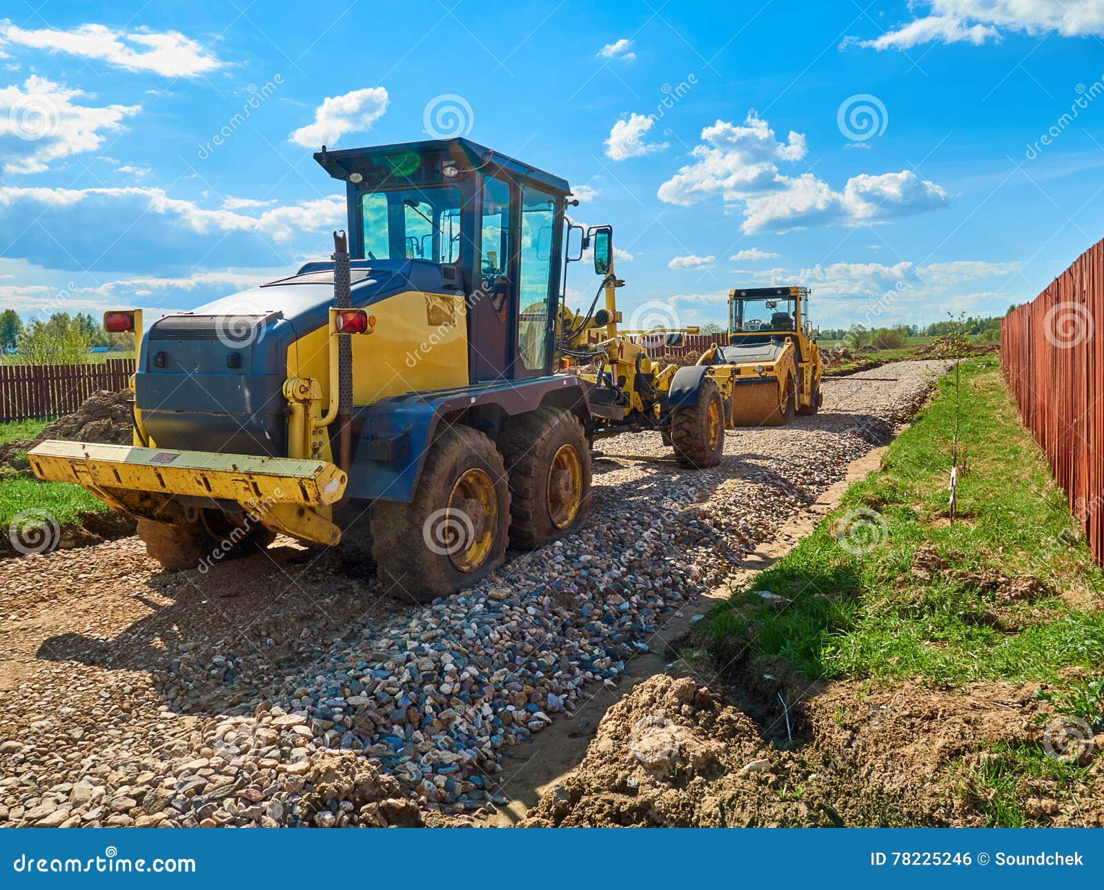 Road Machine To Level Ground Stock Photo - Image of earthmover, vehicle ...