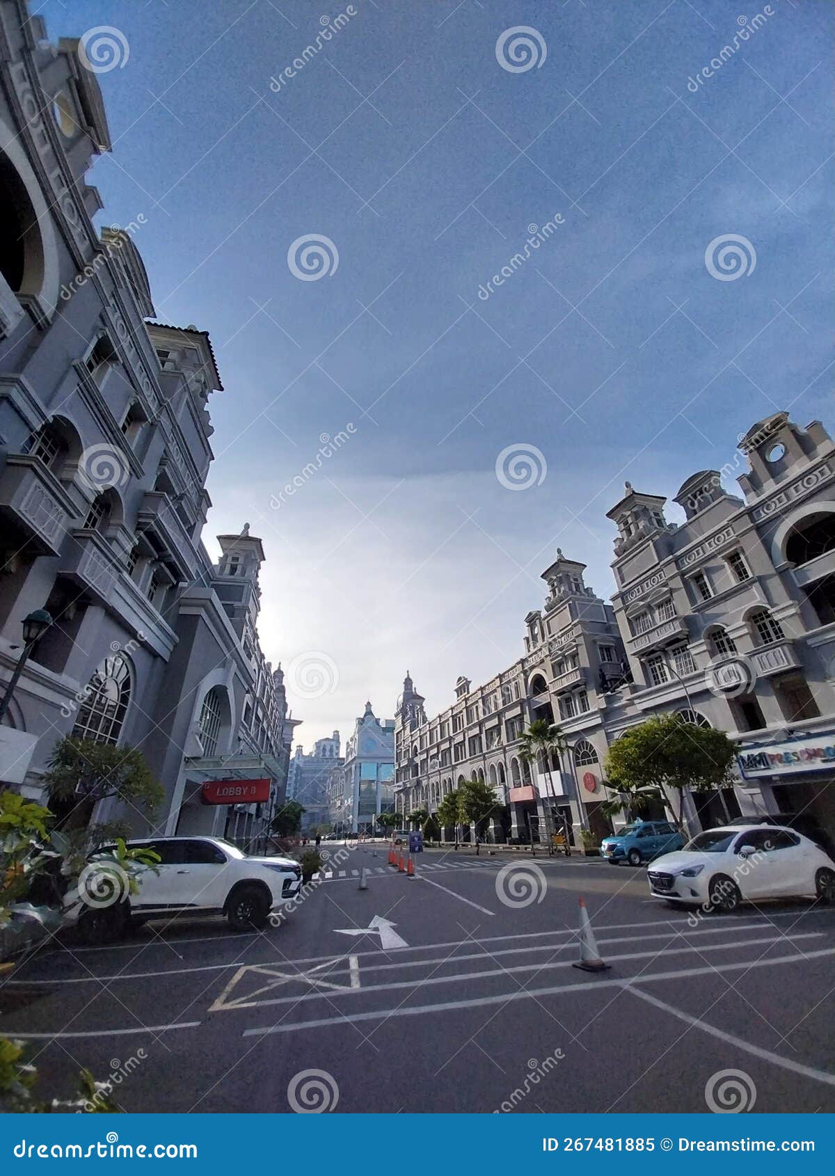 Road in Mall of Indonesia Moi Jakarta Editorial Image - Image of mall ...