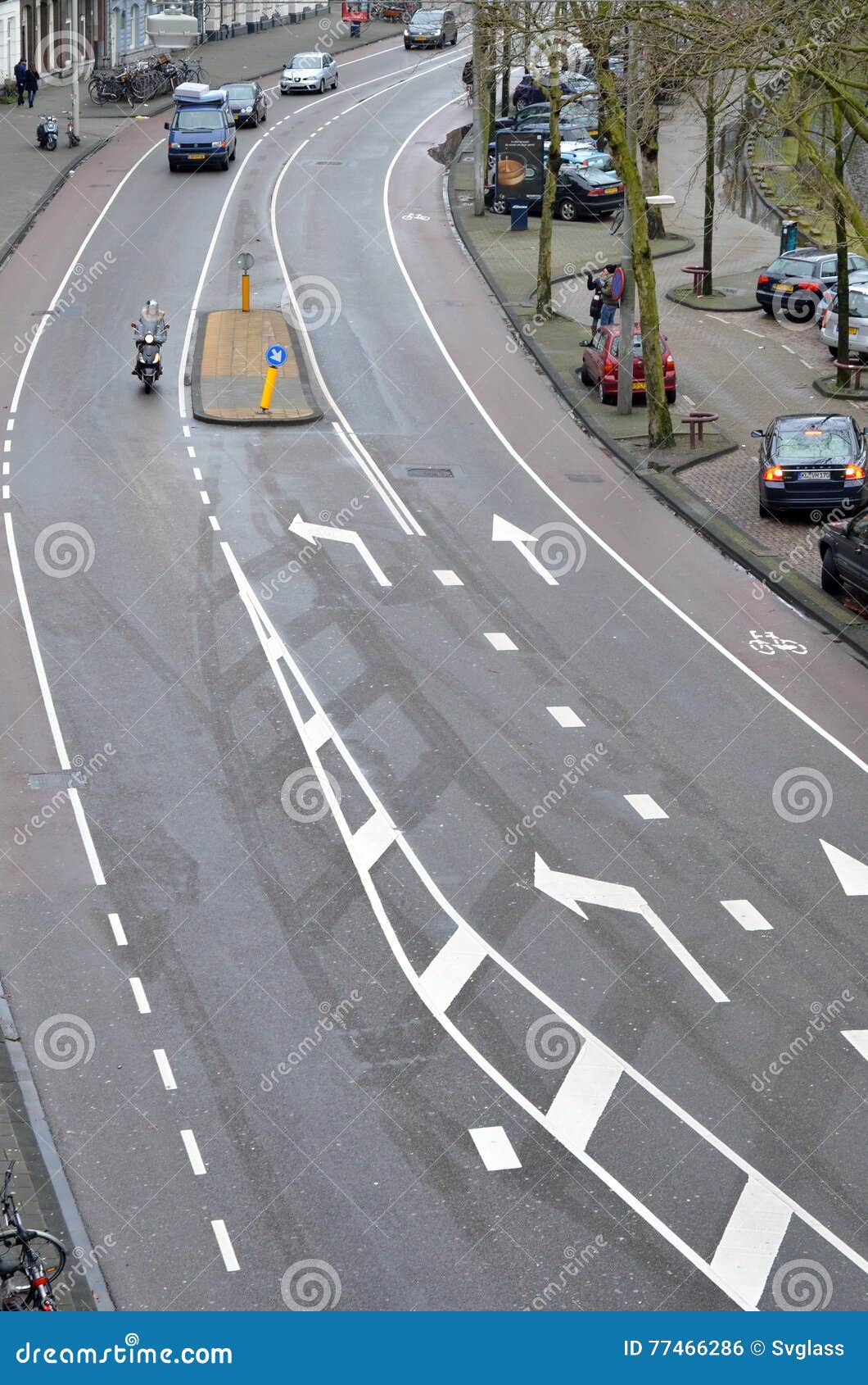 Road markings in Amsterdam editorial photo. Image of benelux - 77466286