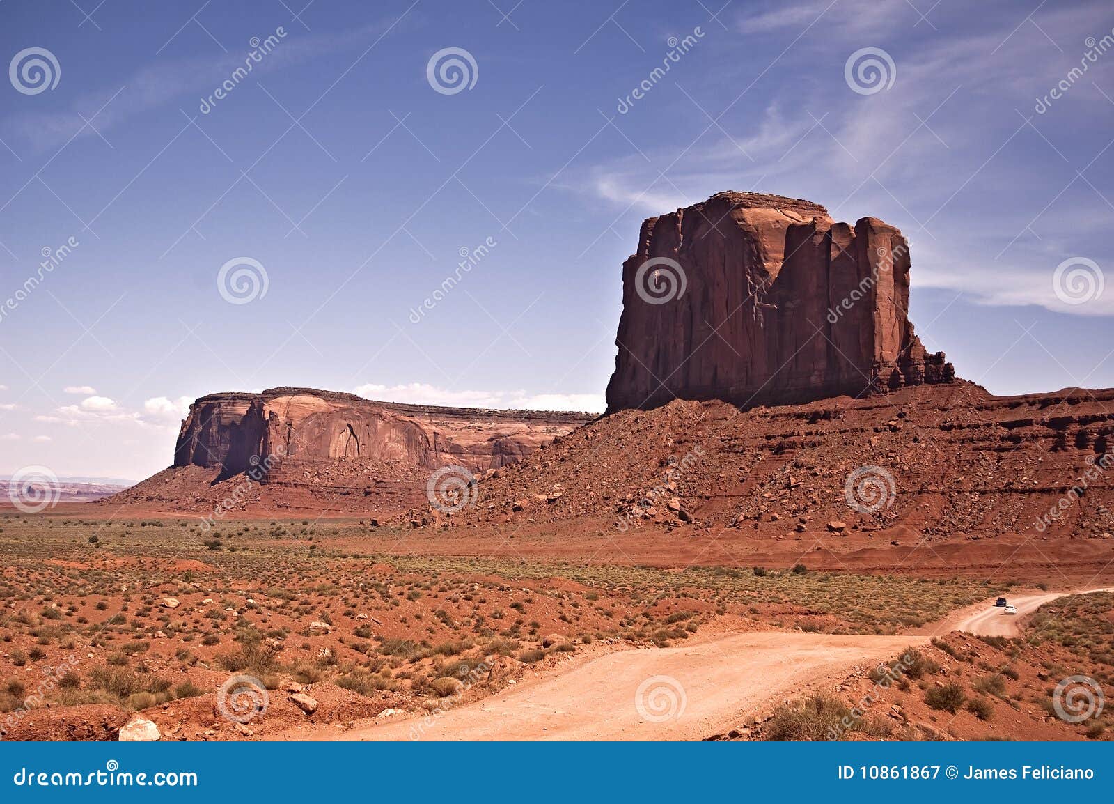 Road through Monument Valley Stock Image - Image of nation, scenery ...