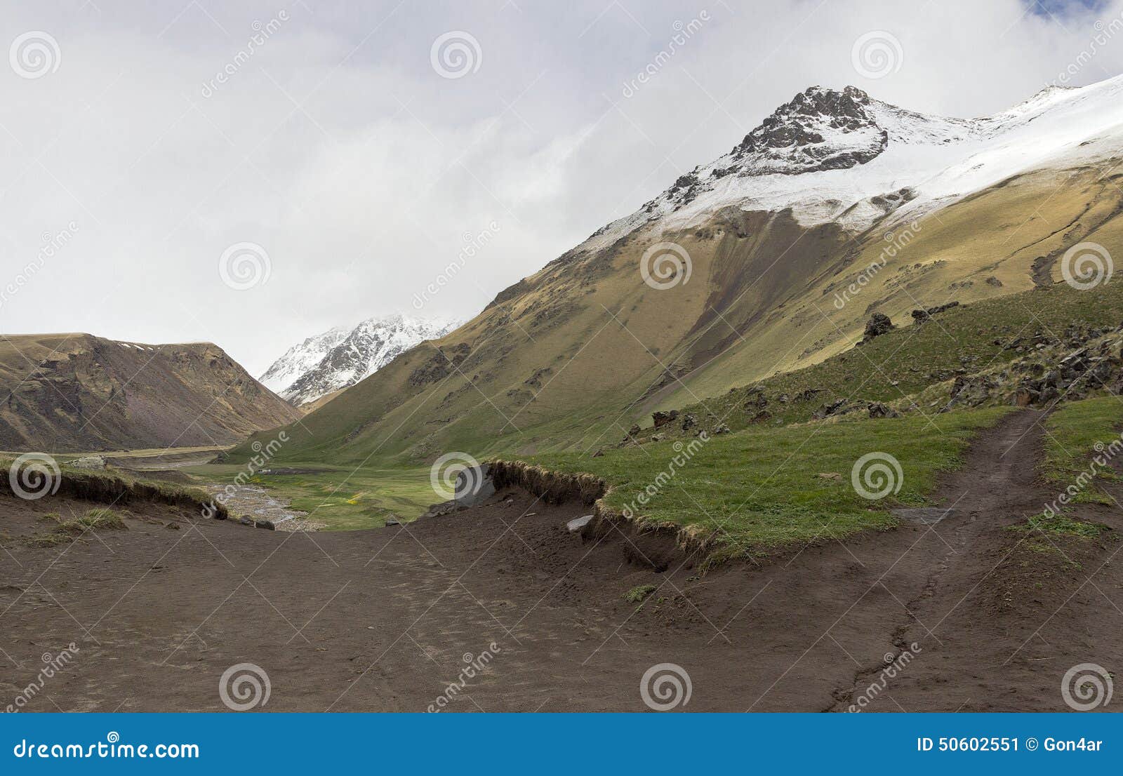 Road in the Mountains.the Tract Gil-Su Stock Image - Image of mountain ...