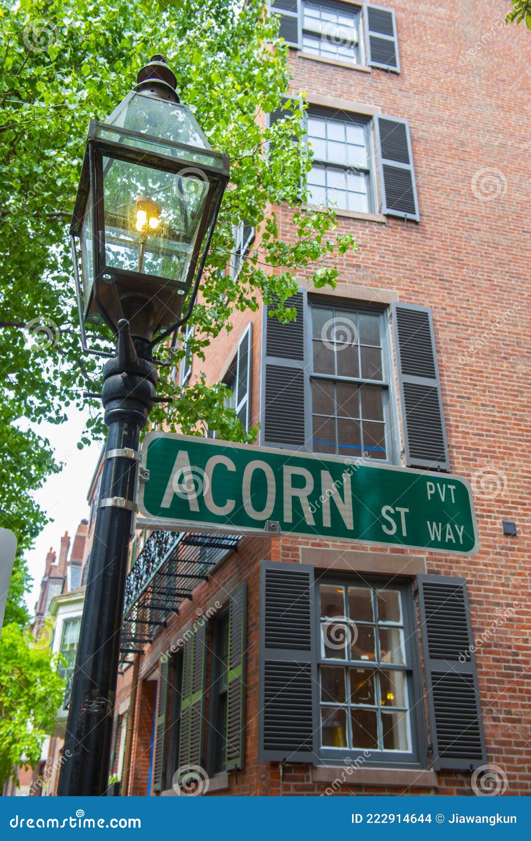 Acorn Street, Beacon Hill Historic District, Boston, USA Editorial ... Acorn Street, Beacon Hill Historic District, Boston, USA Editorial ...