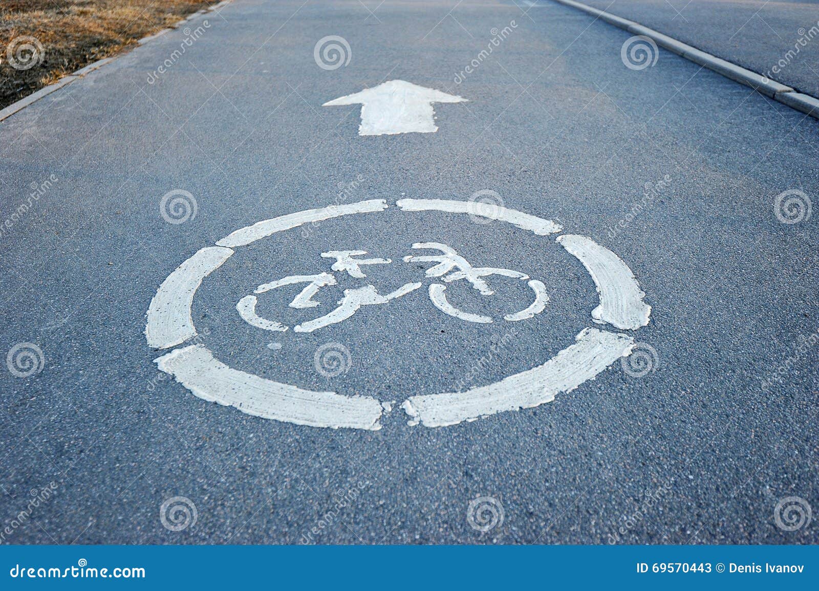 Road sign Bicycle path stock image. Image of lane, city - 69570443