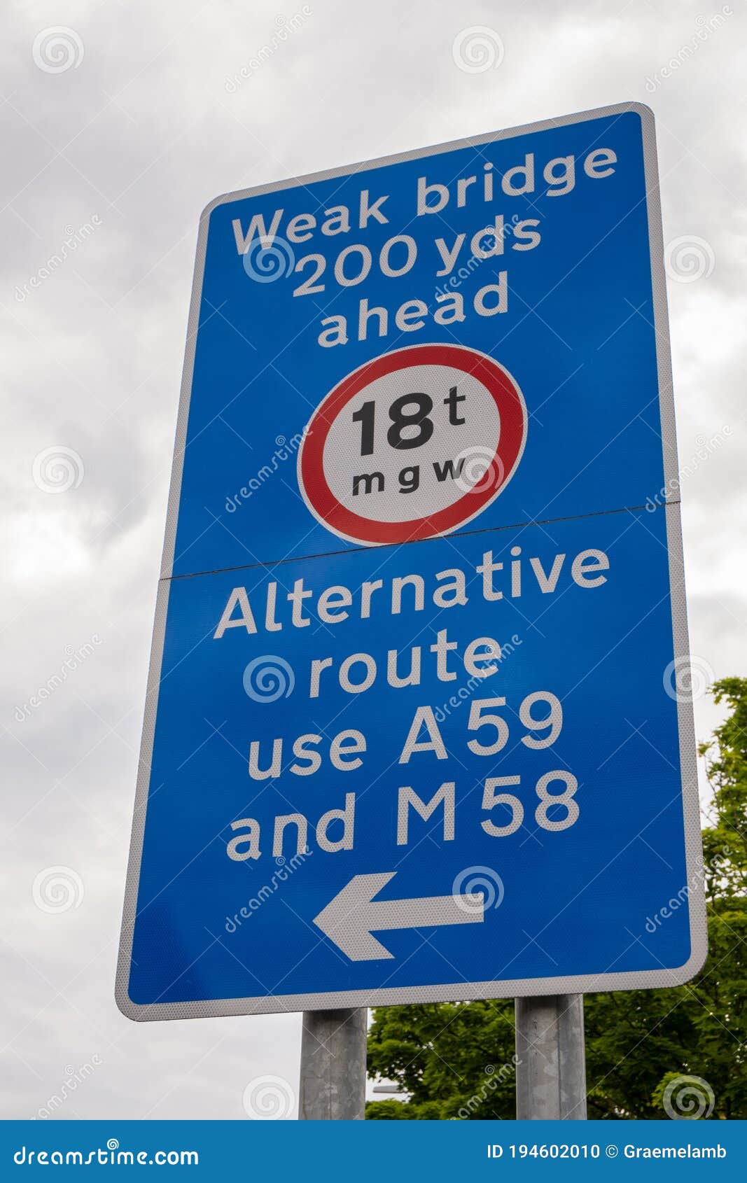 Road Sign Indicating Weak Bridge Ormskirk Lancashire June 2020 ...