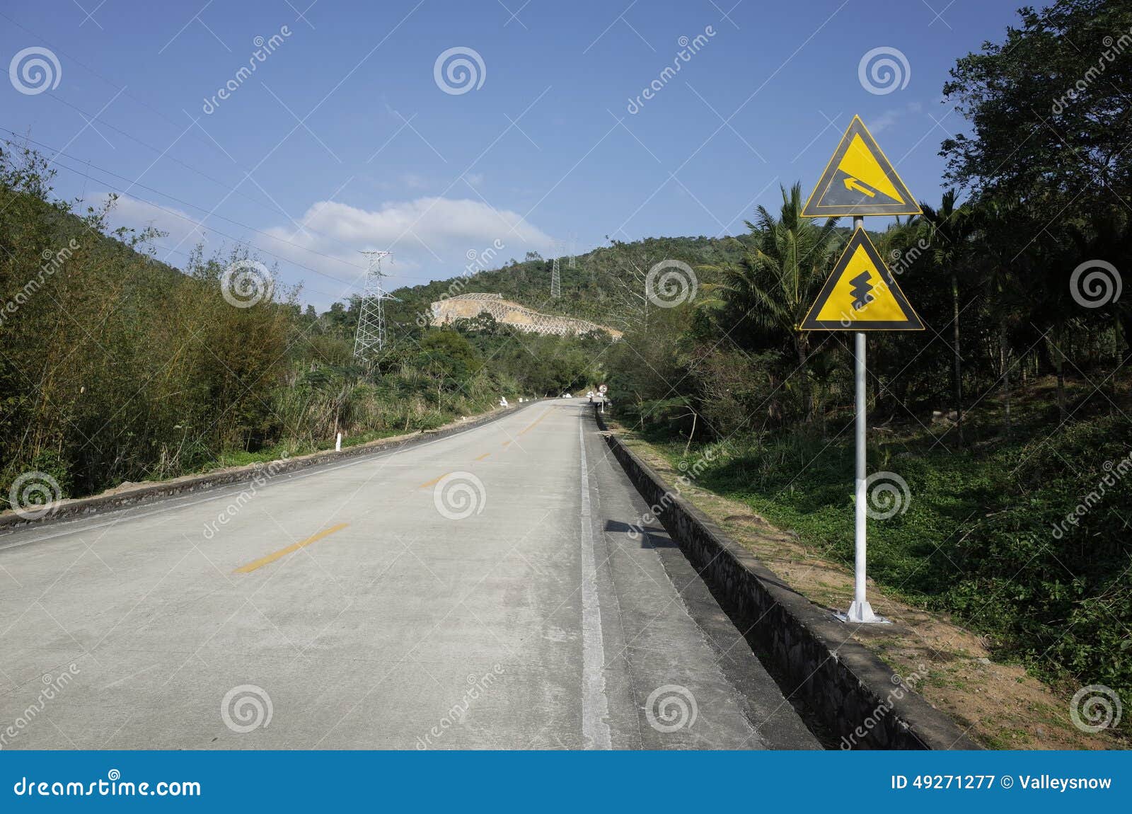 Road Sign Royalty-Free Stock Photo | CartoonDealer.com #49271277