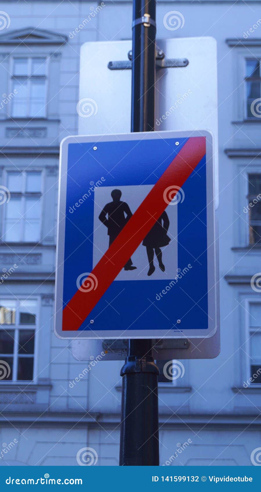 Road Signs in the Center of Vienna Editorial Photography - Image of ...