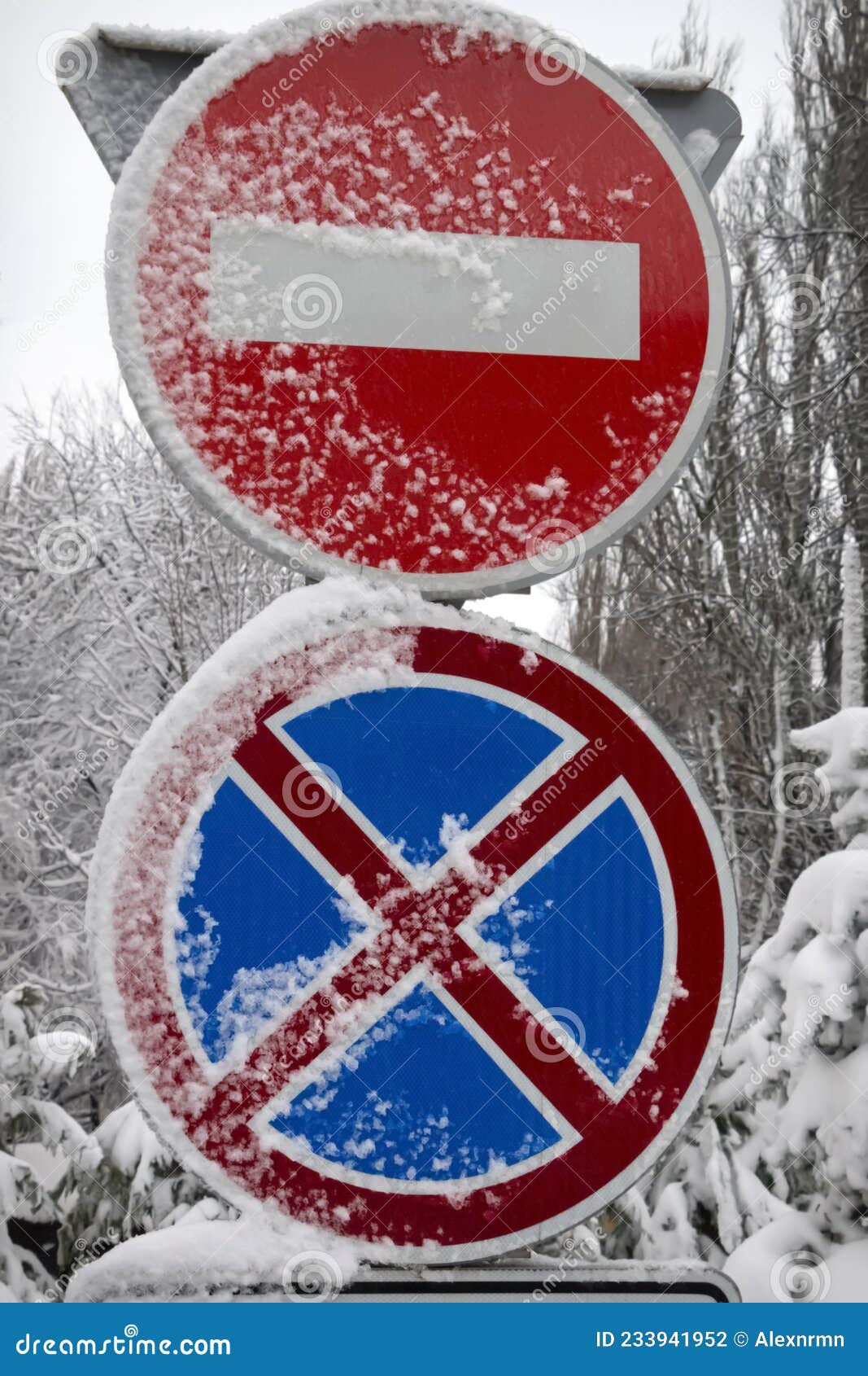 Prohibitory Road Sign No Entry Against The Background Of An Empty Ski ...