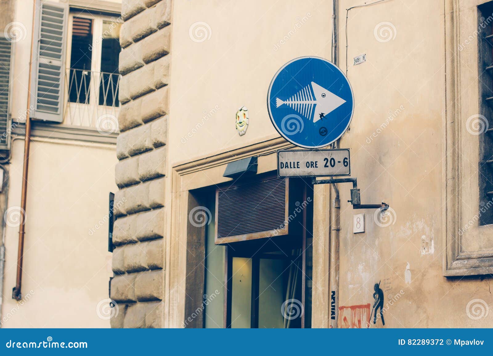 Road Signs in Florence, Italy Editorial Photography - Image of italy ...