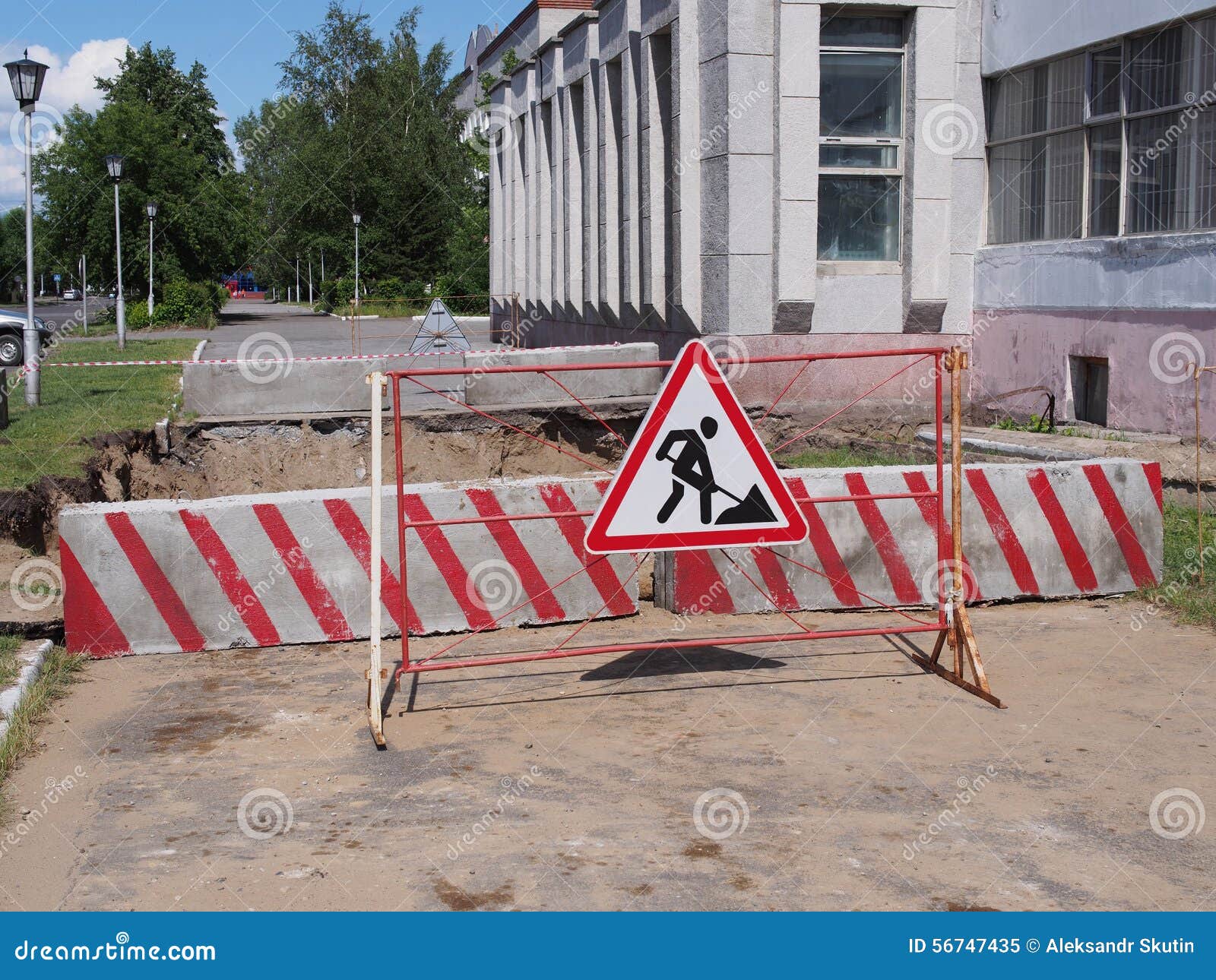 Road Signs Under Reconstruction Stock Image - Image of roadwork, trees ...
