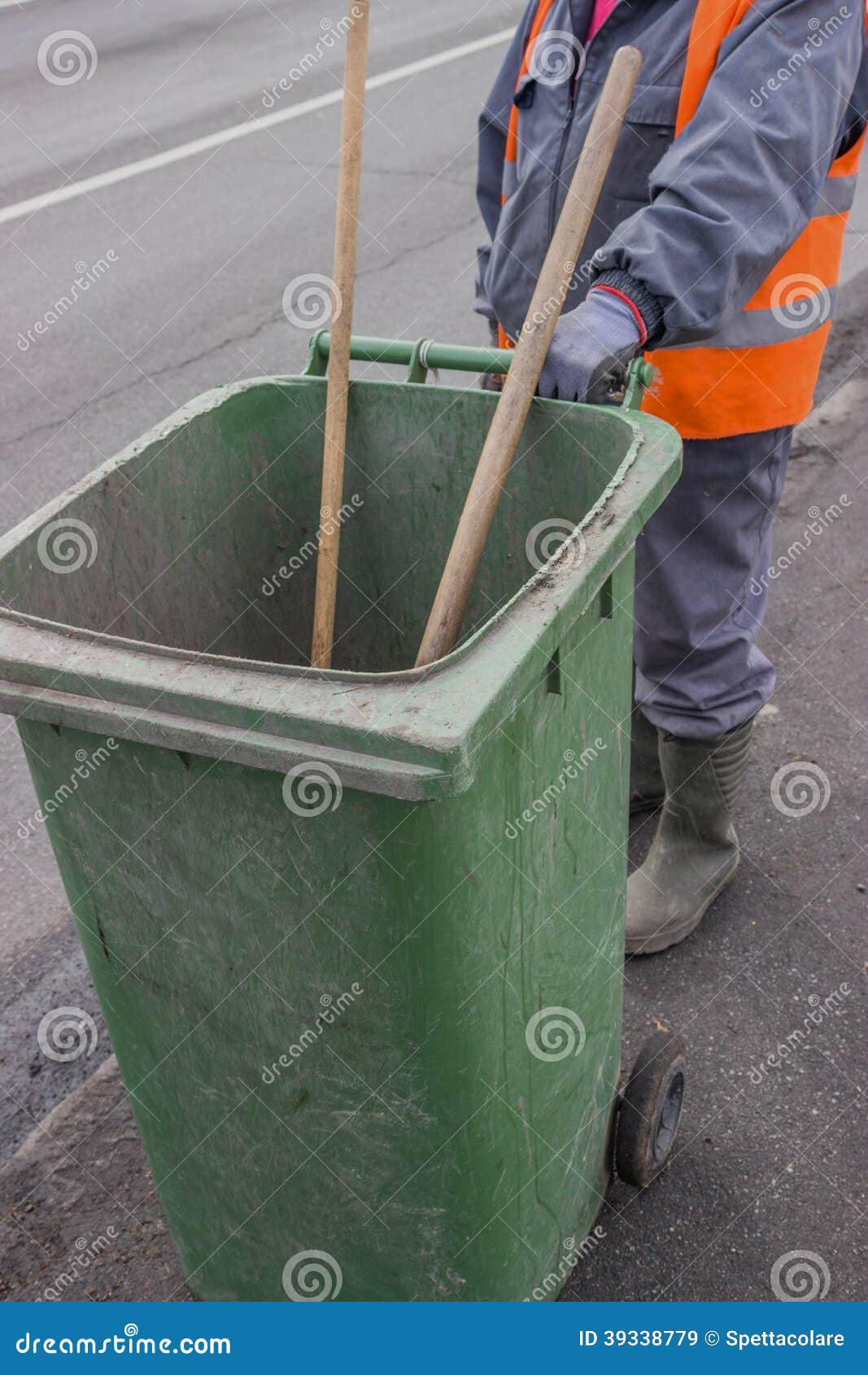 Road Sweeper. Yellow Street Sweeper Machine Fow Washing And Cleaning ...