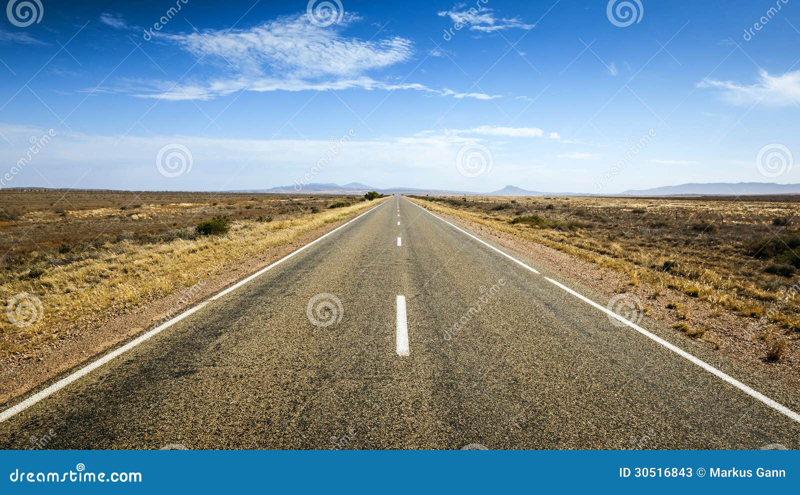 Road to horizon stock image. Image of horizon, light - 30516843
