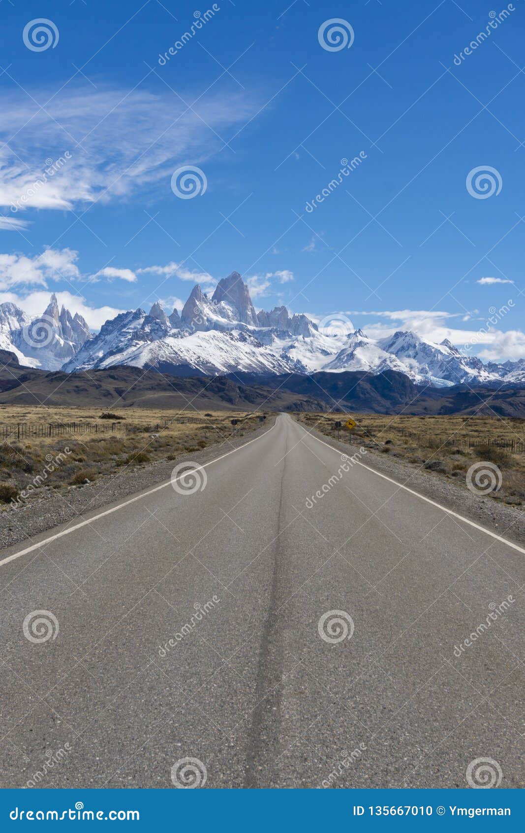 Road To Monte Fitz Roy in Argentina Stock Photo - Image of fitz ...