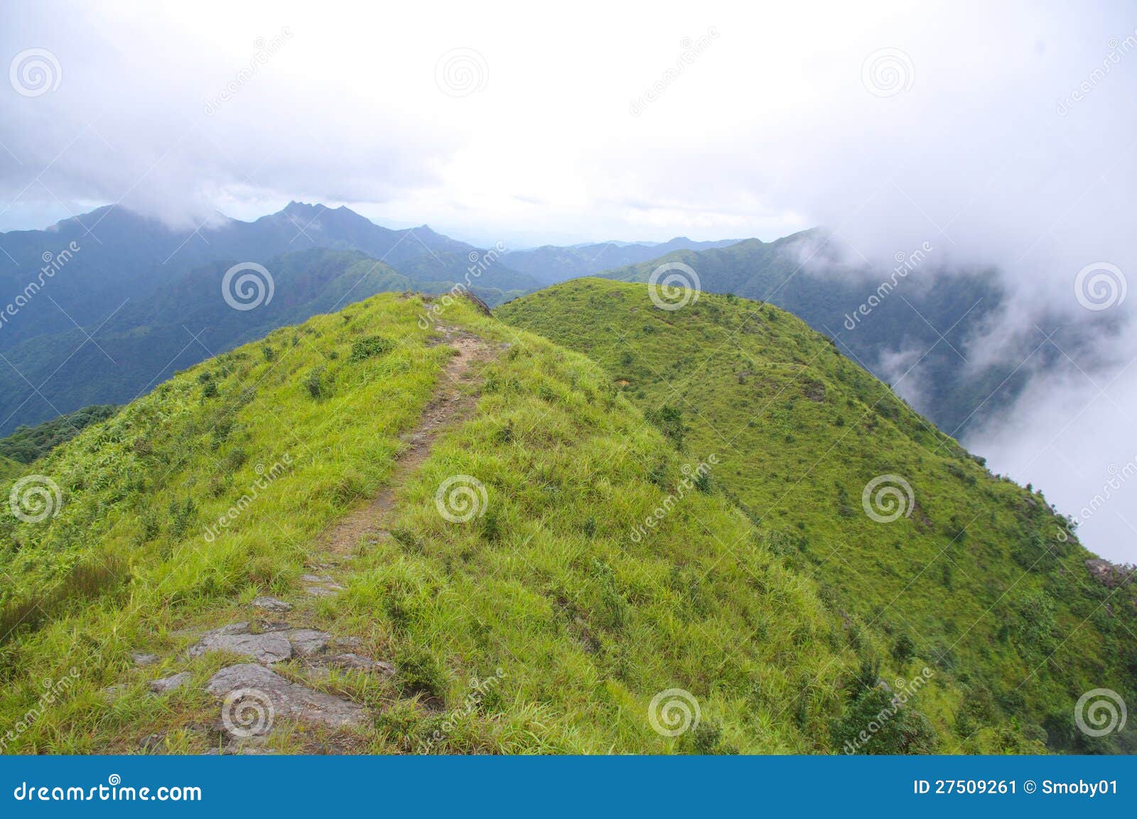 Road on the Top of High Mountain Stock Image - Image of clelo, jebel ...