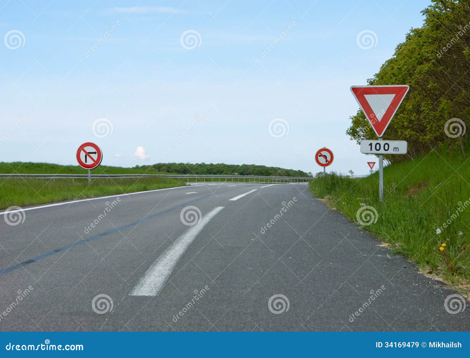 Road turn to the highway stock image. Image of park, sign - 34169479