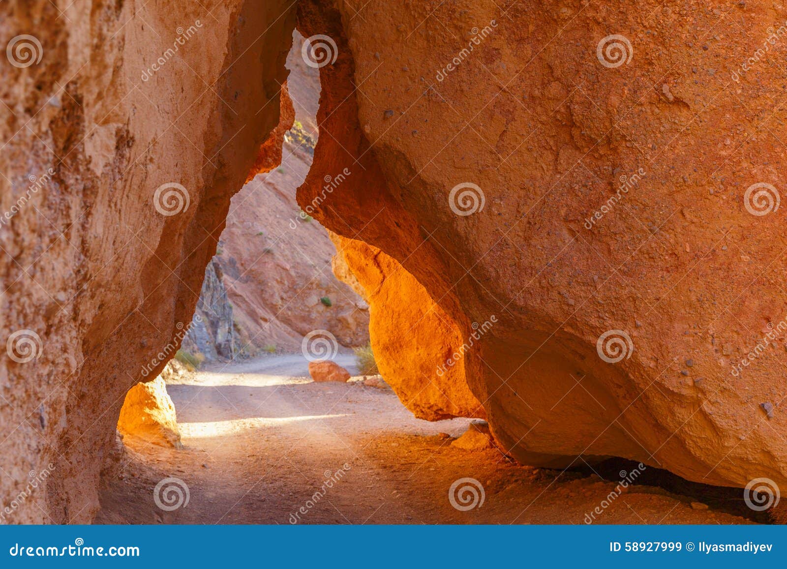 Road between Two Large Rocks Stock Image - Image of huge, desert: 58927999