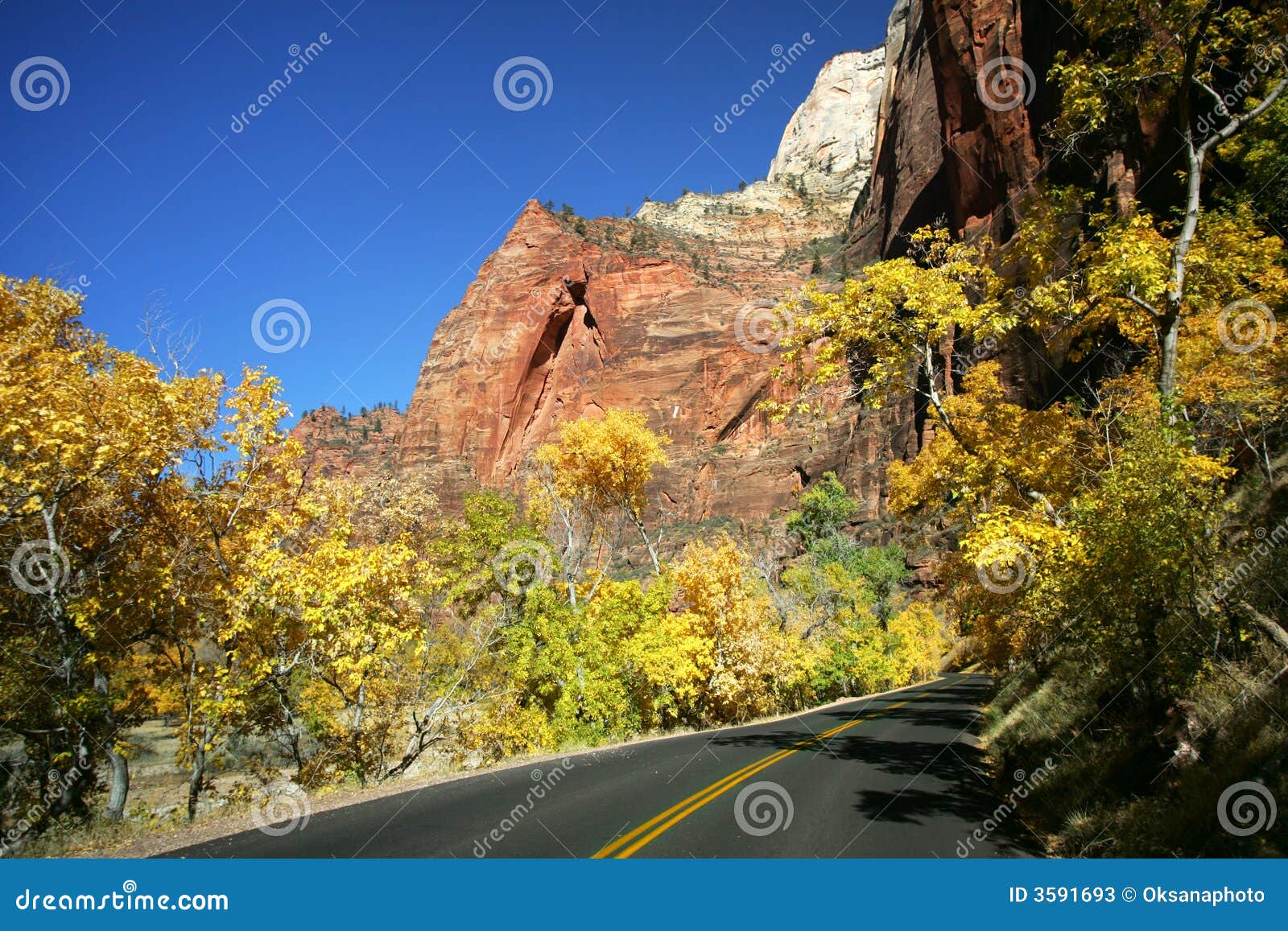 Road USA stock image. Image of drive, outdoors, blue, automotive - 3591693