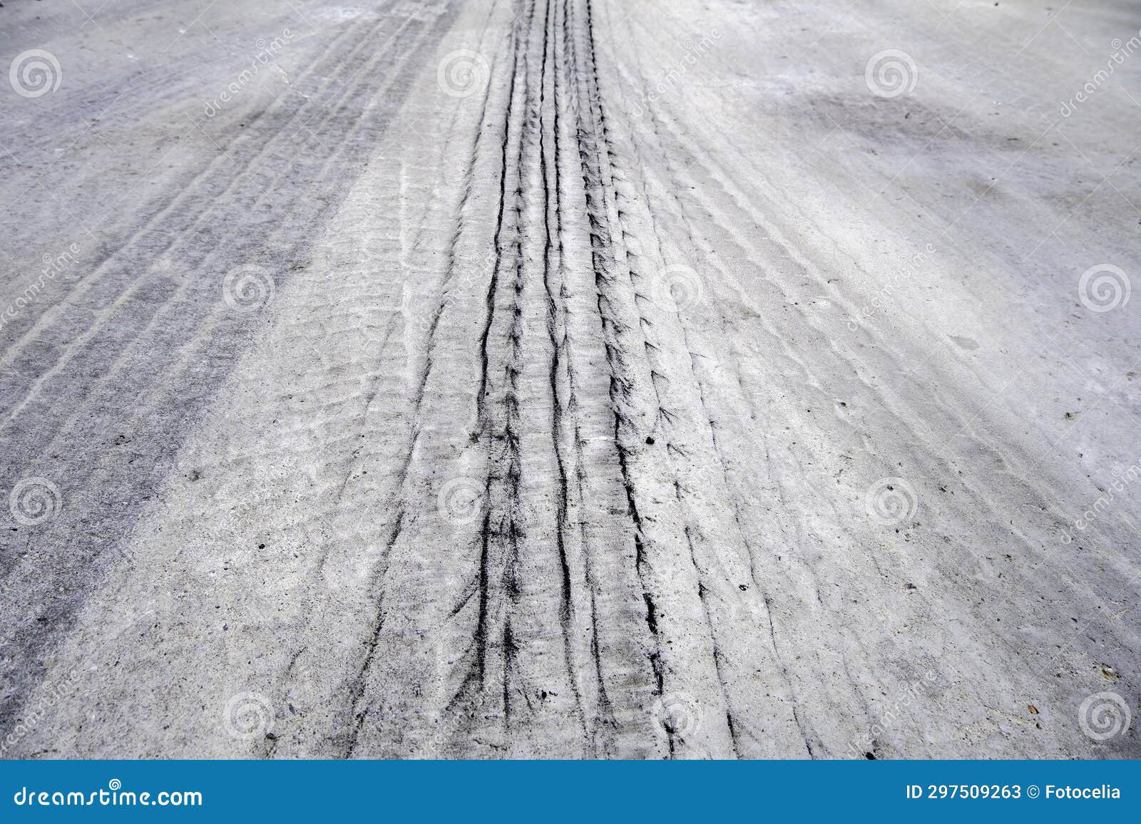 Road wheel marks stock image. Image of marks, drifting - 297509263