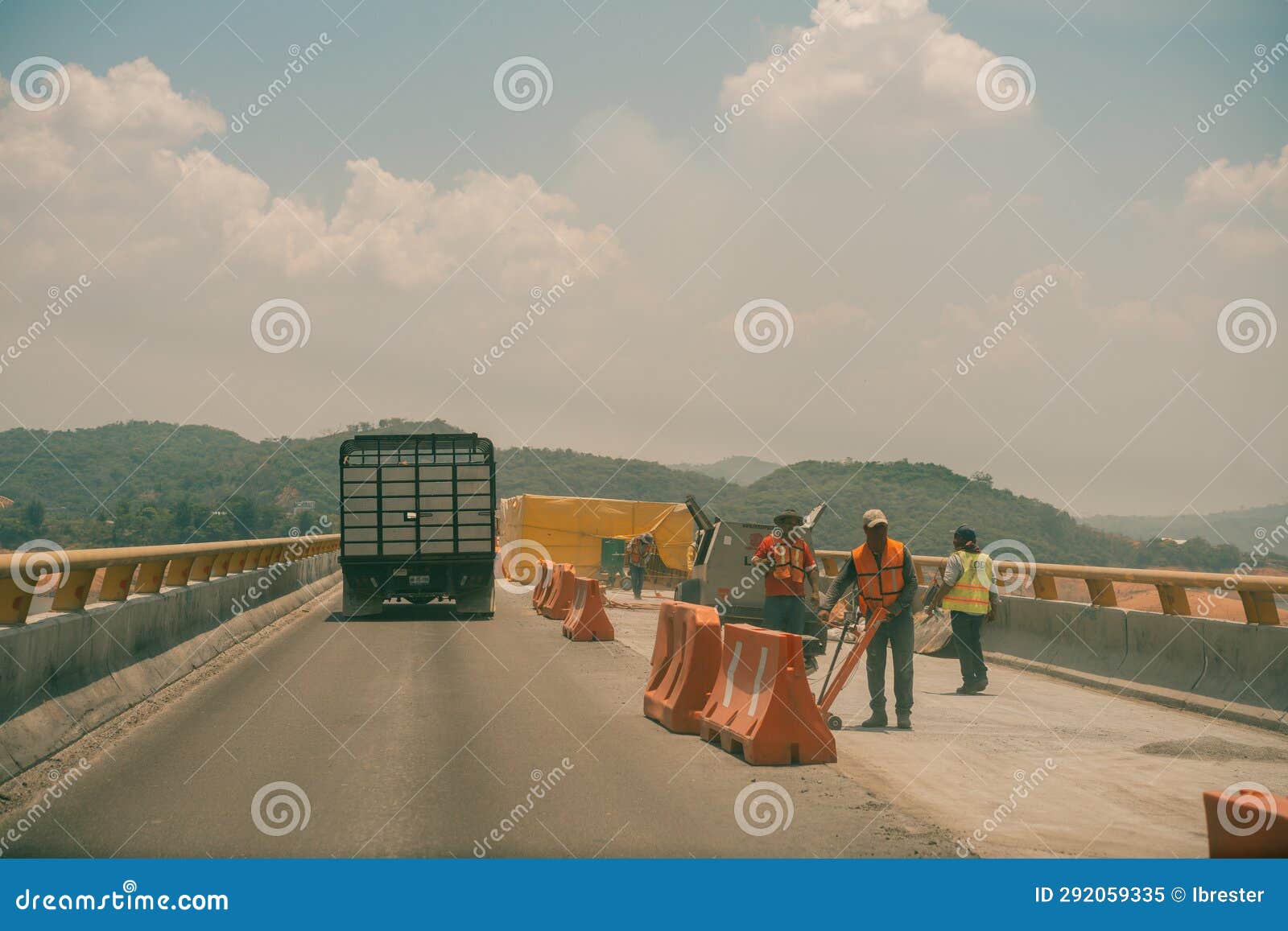 Road Work on a Highway in Mexico - May 2023 Editorial Image - Image of ...
