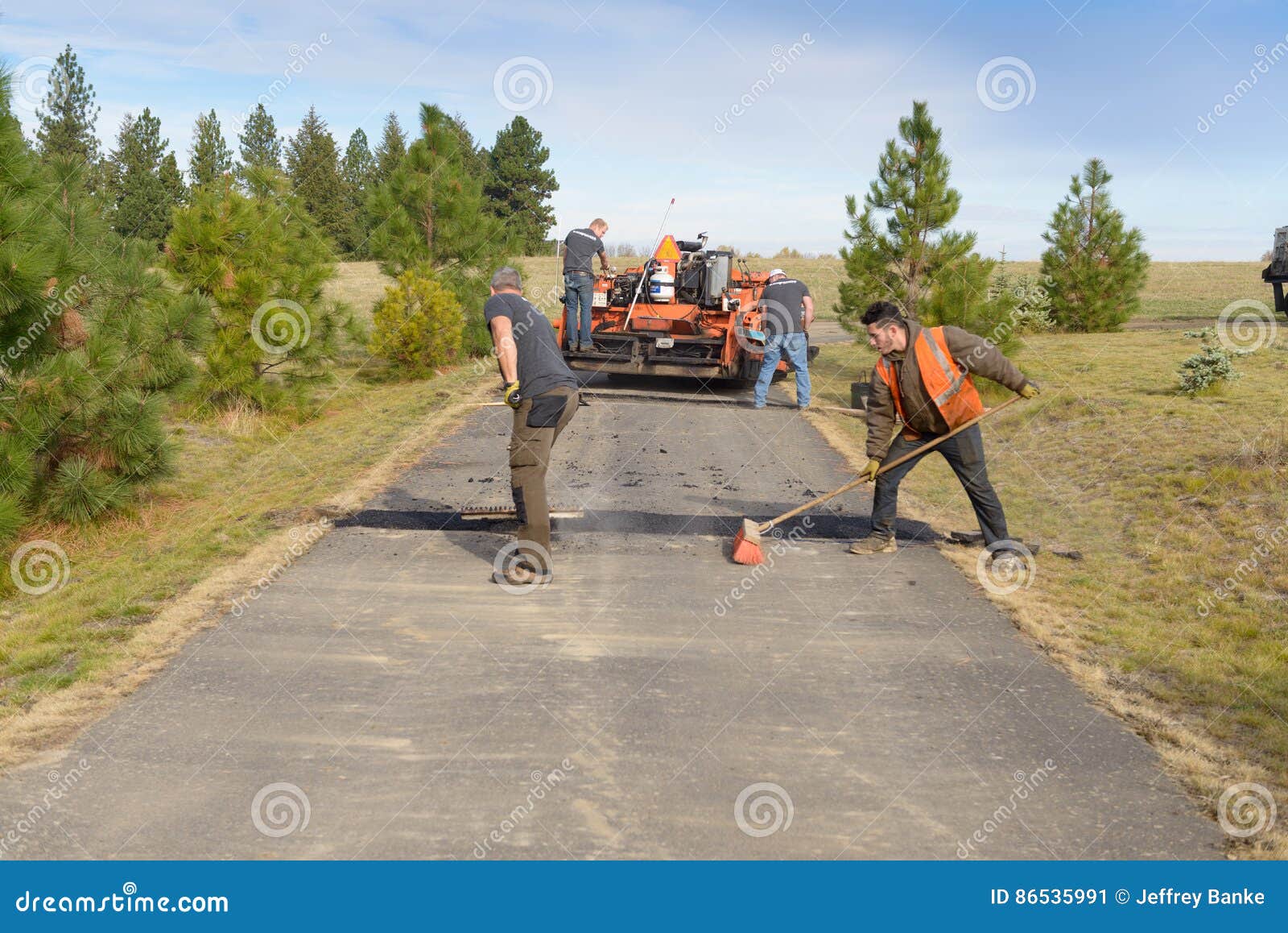 Road Workers Fixing Driveway Editorial Photo - Image of fixing, wheel ...