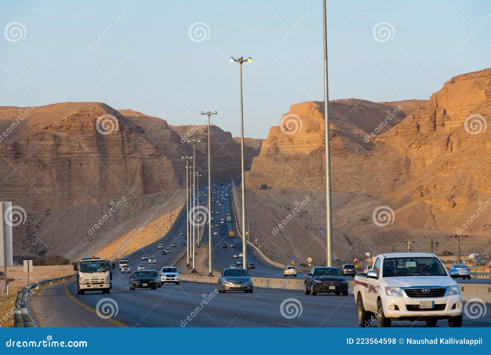 Roads in Saudi arabia editorial stock photo. Image of barren - 223564598