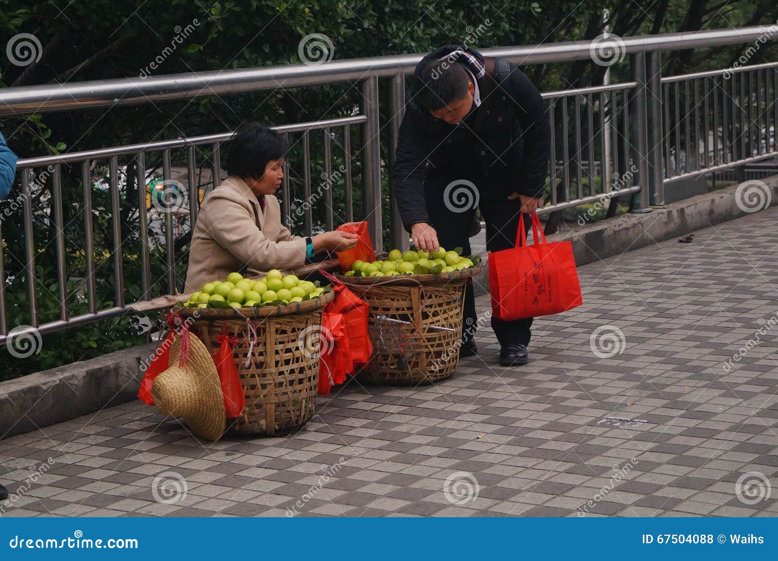 Roadside fruit vendor editorial stock photo. Image of buildings - 67504088