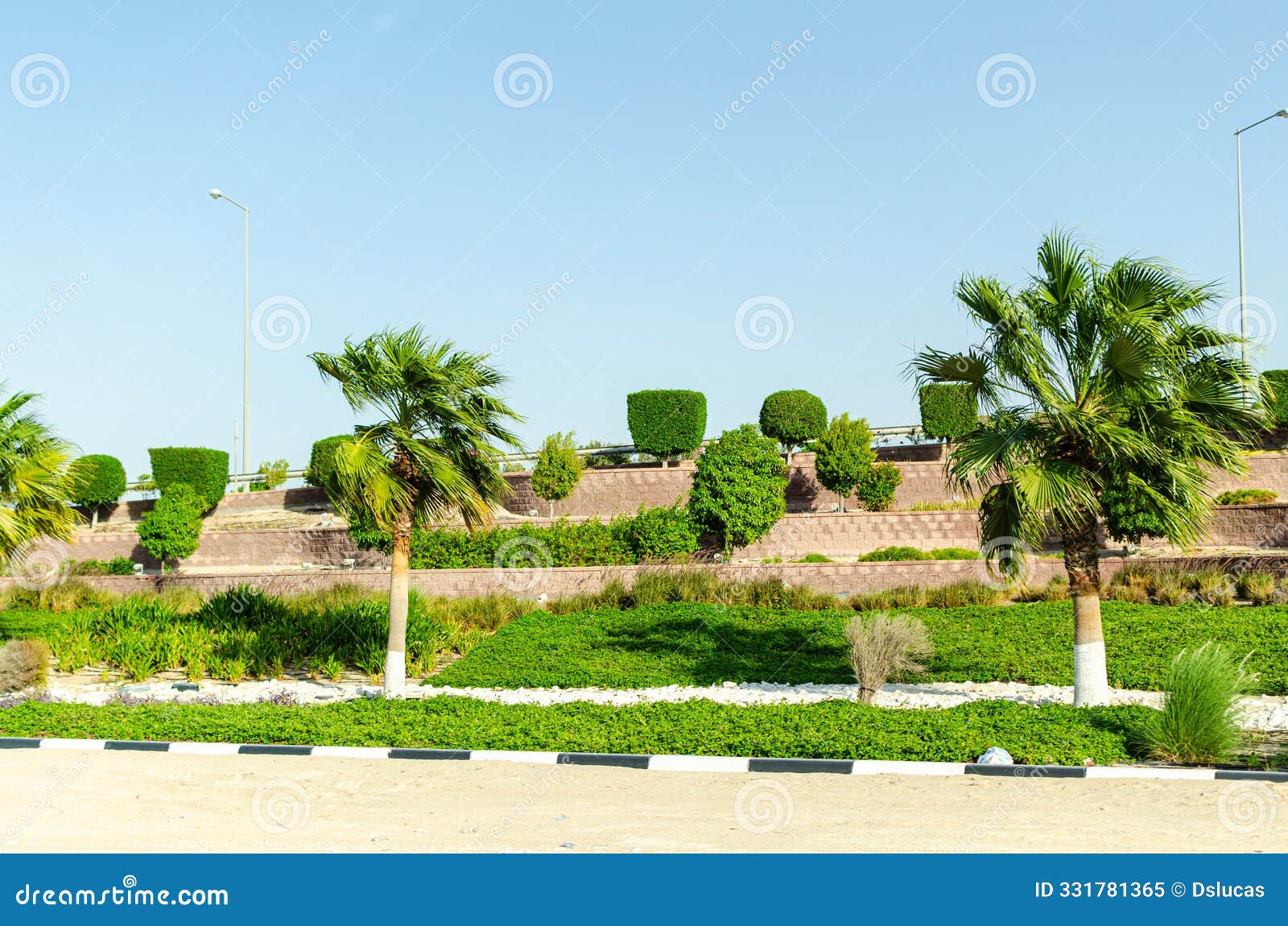 Roadside Landscape Design A Turn In The Road Landscape Ontario