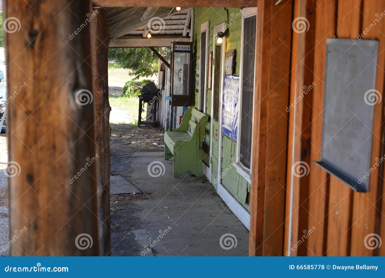 Roadside Store stock photo. Image of scenery, store, roadside - 66585778