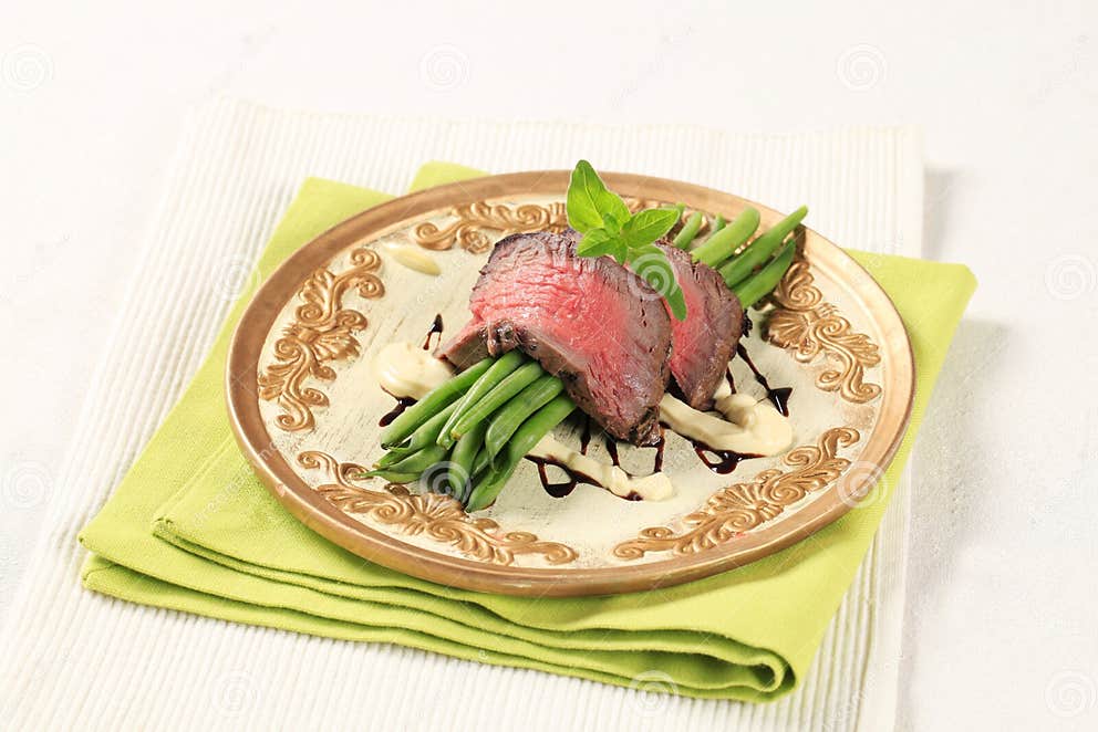 Roast Beef and String Beans Stock Image - Image of nutritious, grilled ...